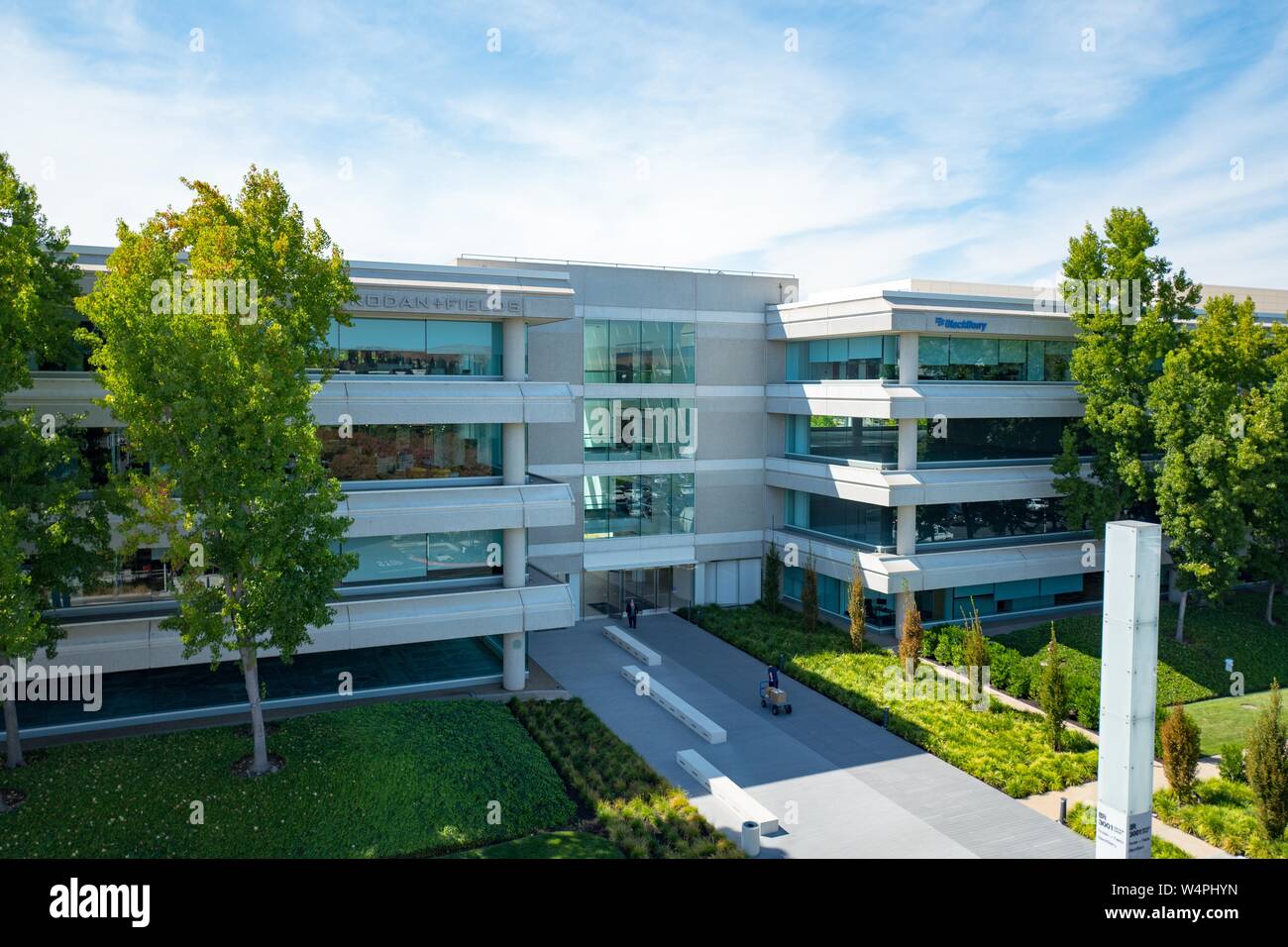 Aerial view of bishop ranch office park hi-res stock photography and ...