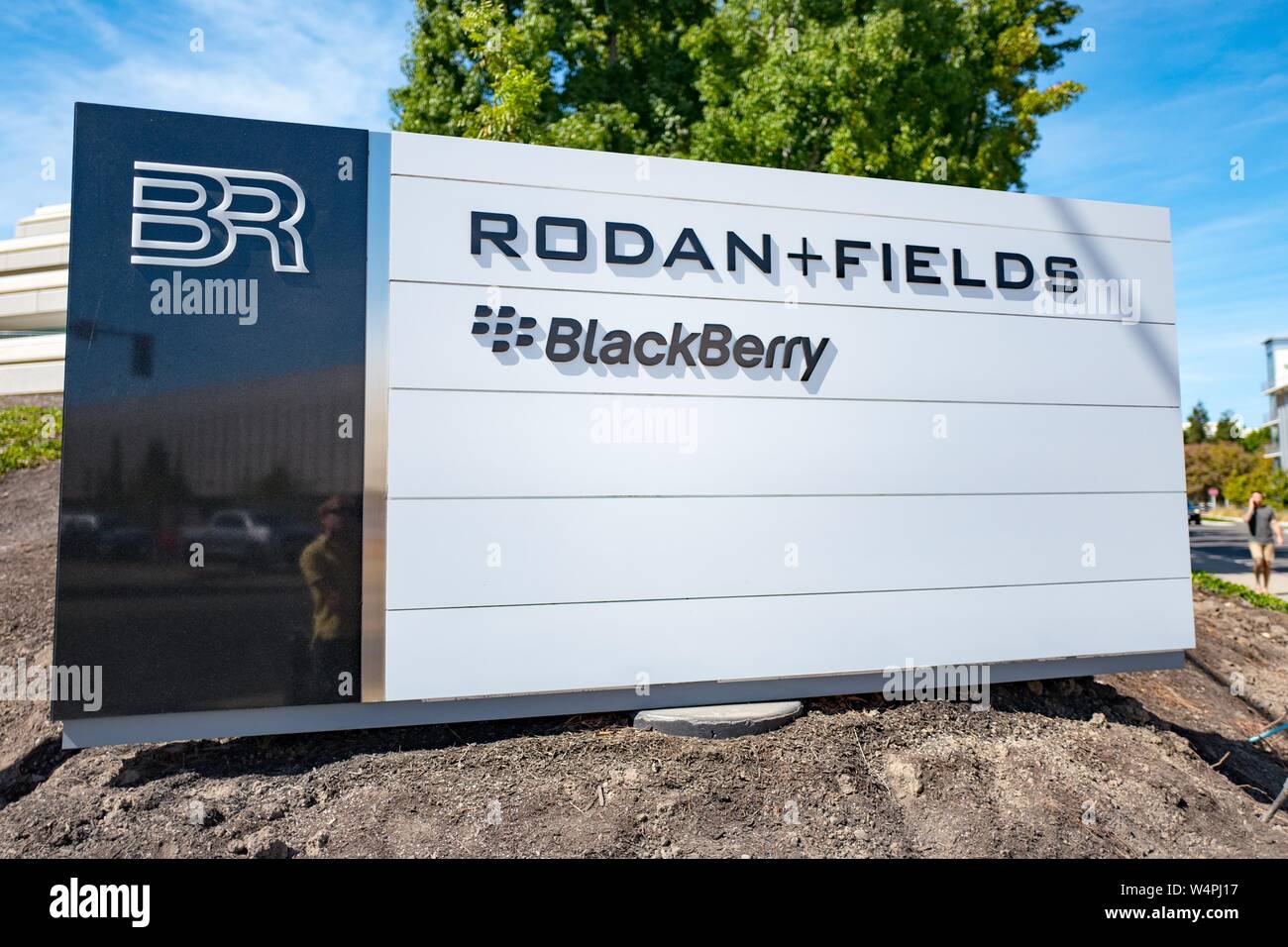 Human logos hi-res stock photography and images - Alamy