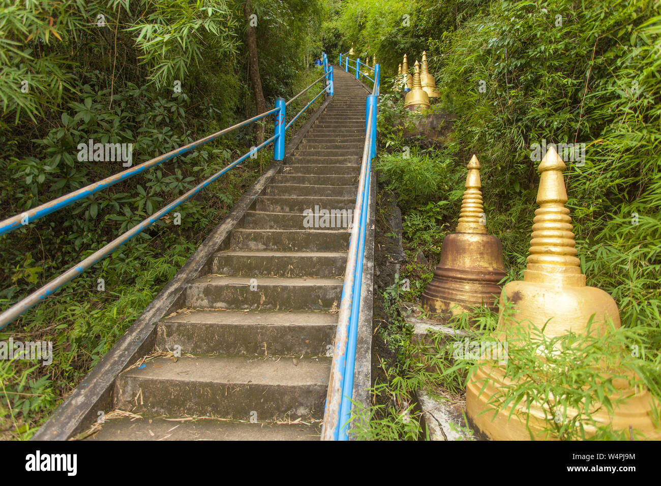 Stairs of Tiger Cave Temple / thailand, Krabi Stock Photo - Alamy