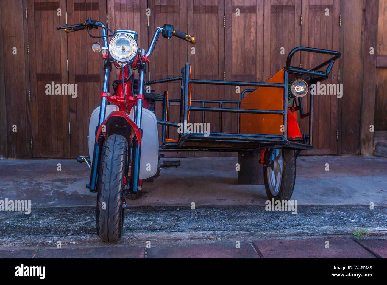 Red Hipster motorcycle Stock Photo - Alamy