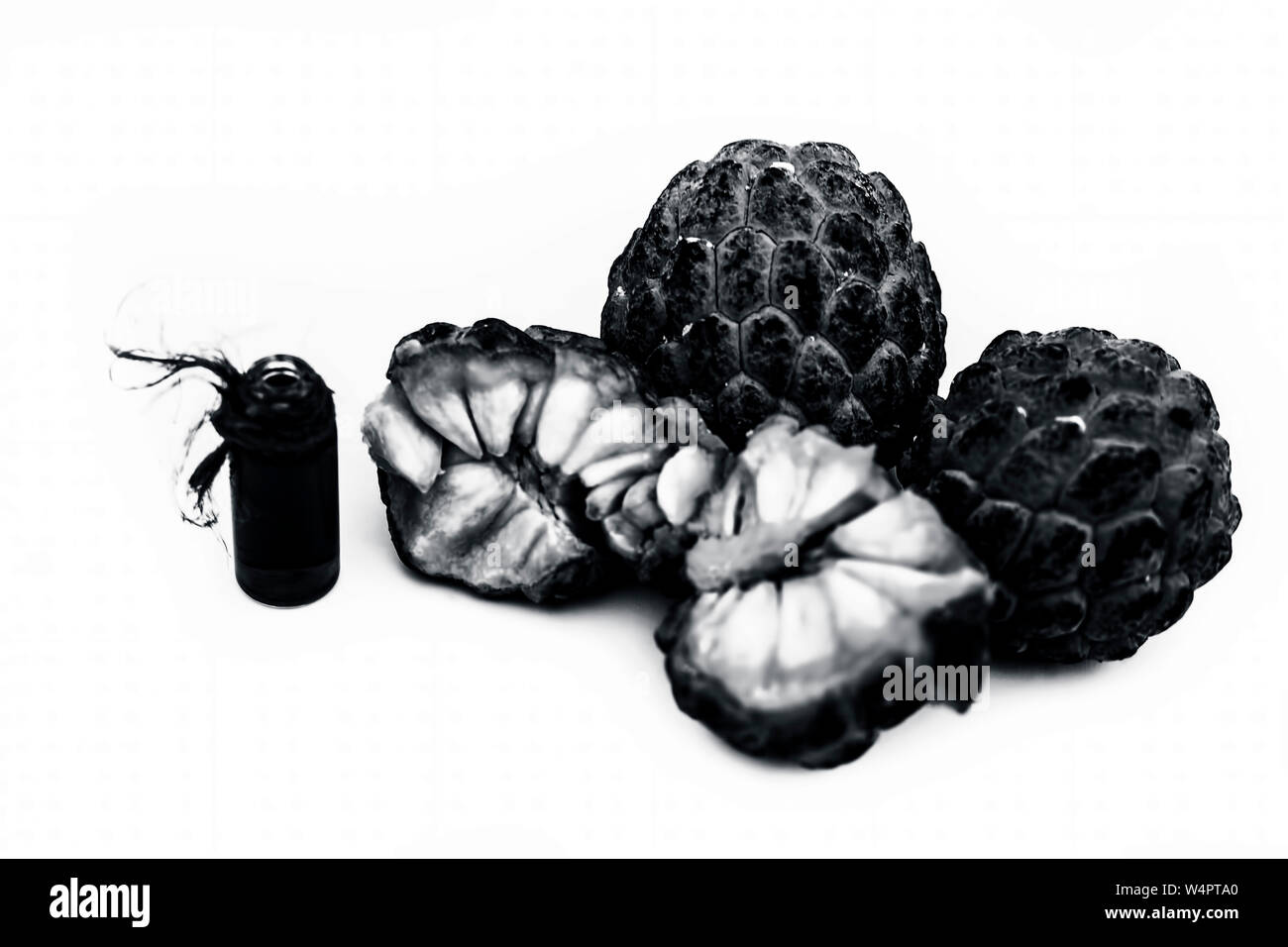 Indian custard apple fruit hi-res stock photography and images - Alamy