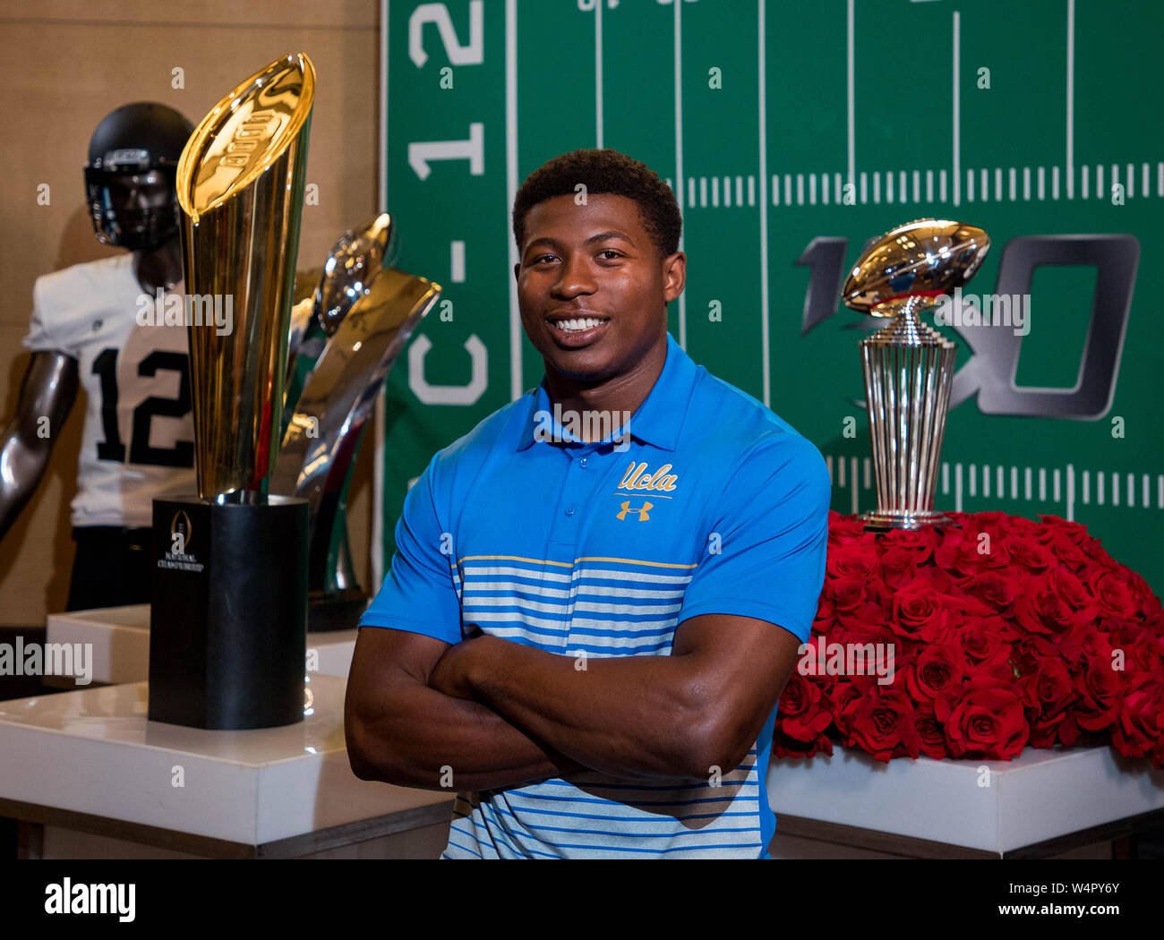 Joshua kelley ucla hi-res stock photography and images - Alamy