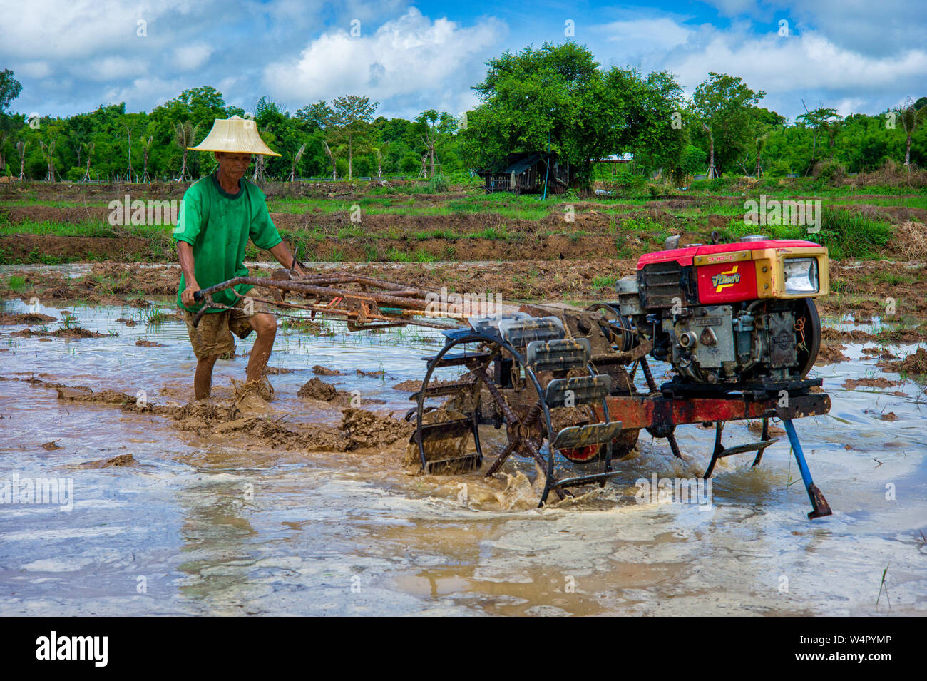 Thai hat hi-res stock photography and images - Alamy