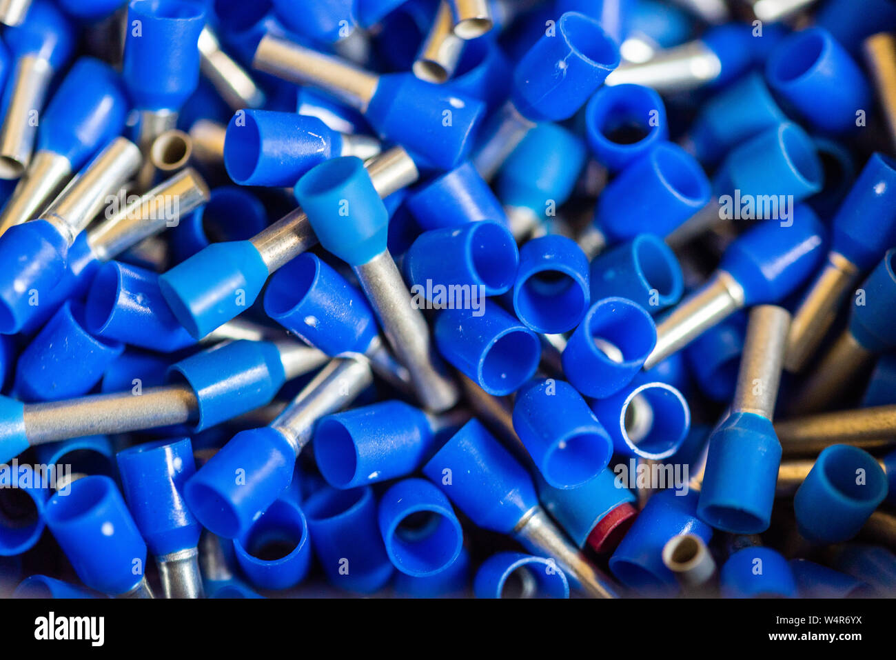 Cable lugs hi-res stock photography and images - Alamy