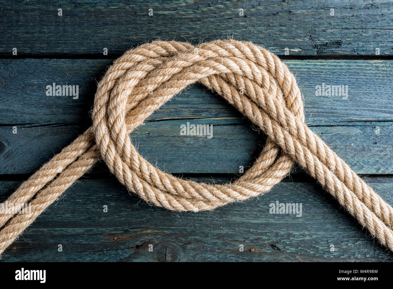 Overhand knot hi-res stock photography and images - Alamy