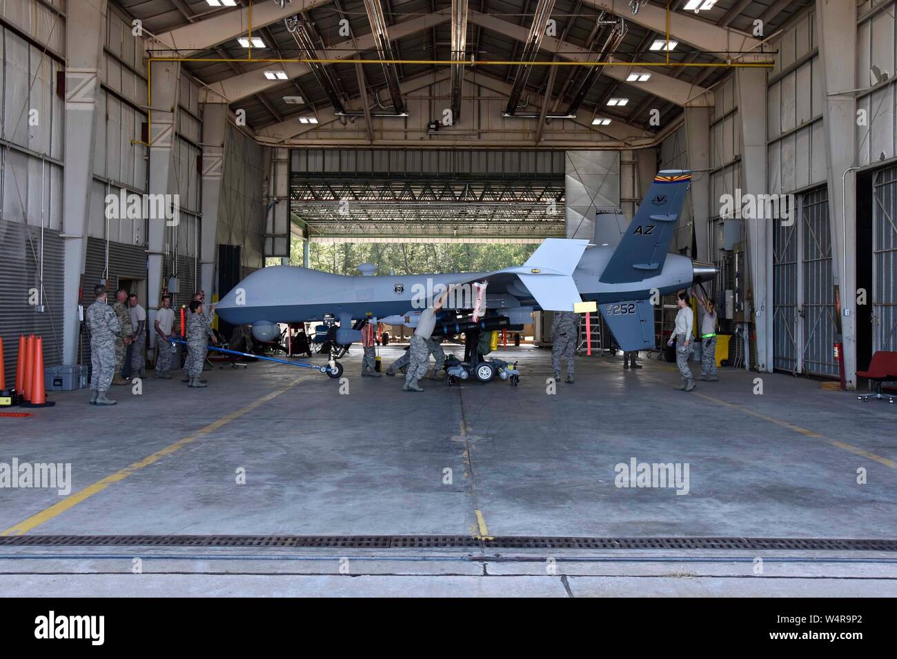 Launch and recovery element hi-res stock photography and images - Alamy