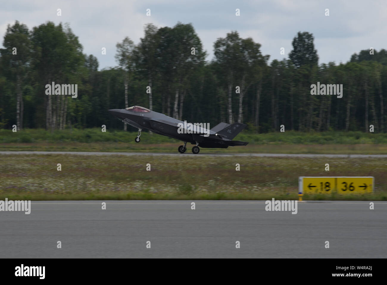 Hamilton jet hi-res stock photography and images - Alamy