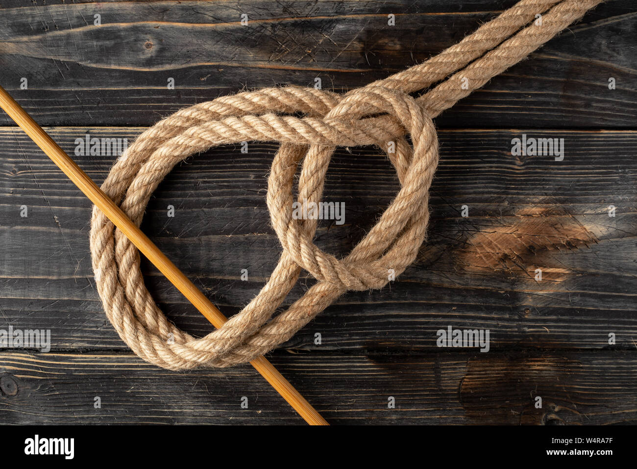 Hitching knot hi-res stock photography and images - Alamy