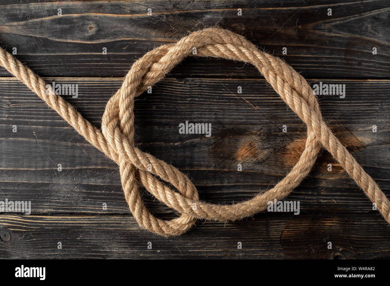 Timber Hitch Knot. Rope node Stock Photo - Alamy