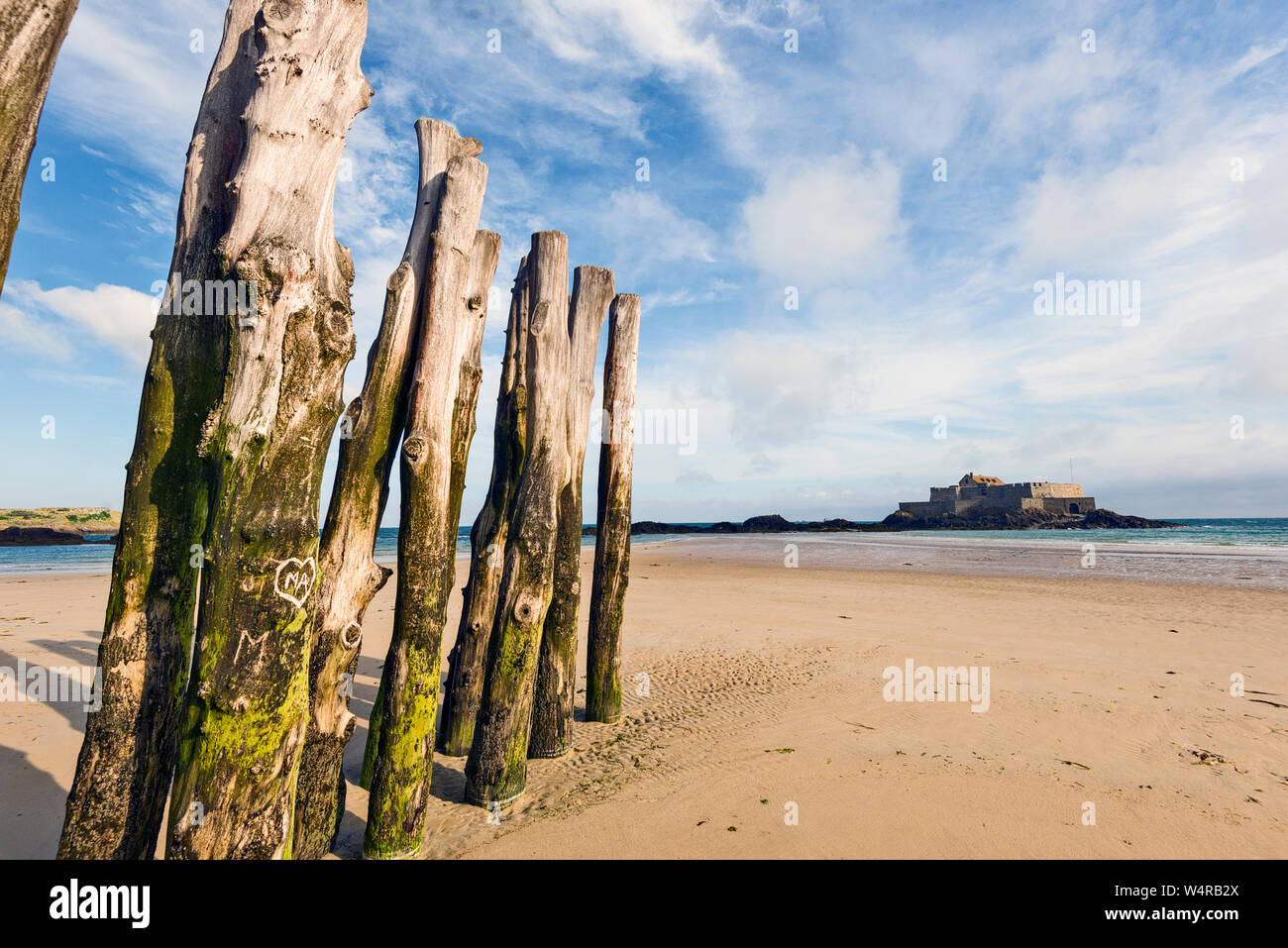 Fort National was built by the engineer Simeon Garengeau according to ...