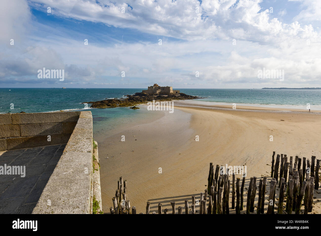 Fort National was built by the engineer Simeon Garengeau according to ...