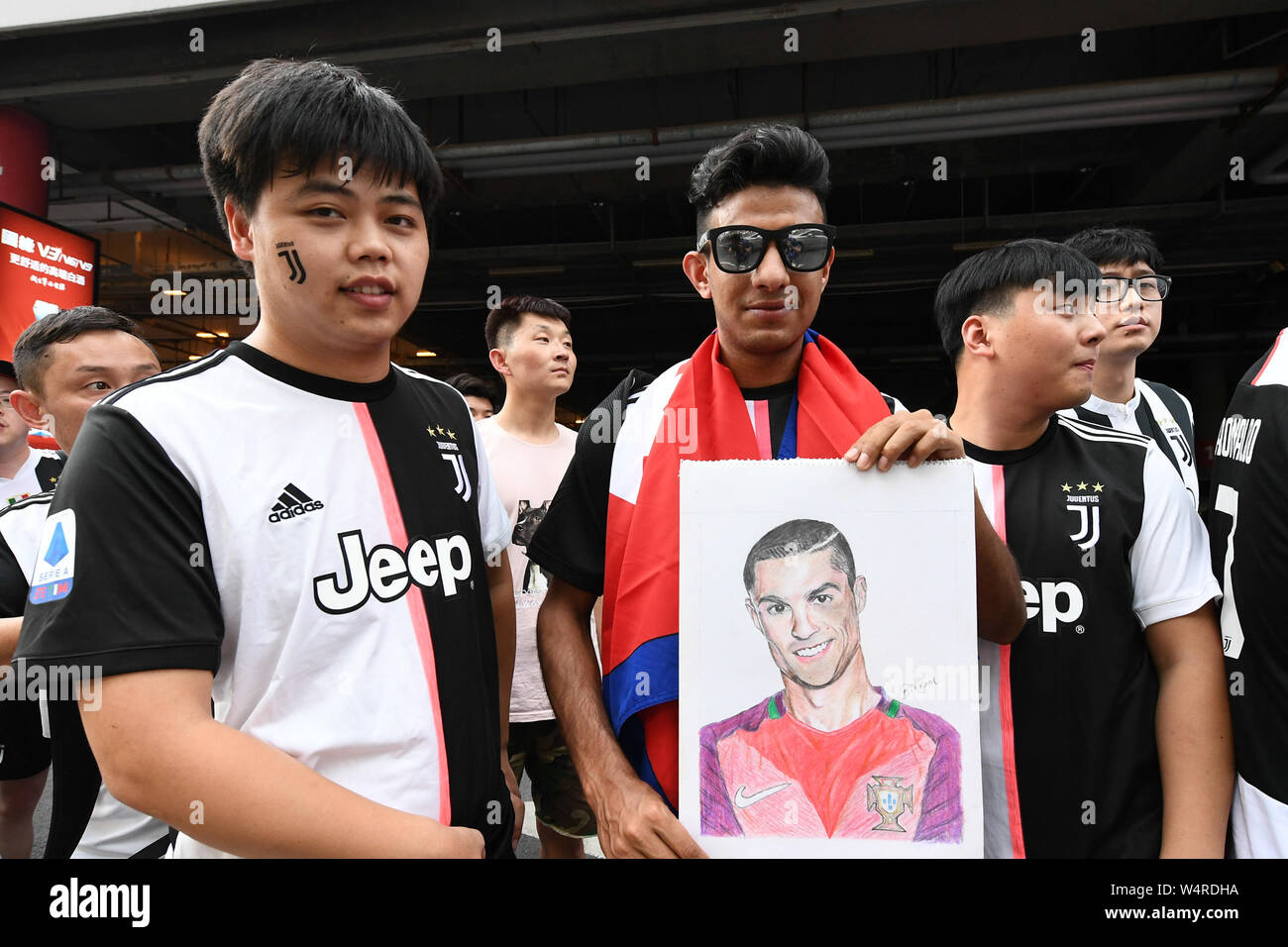 Cristiano ronaldo fan picture hi-res stock photography and images - Alamy