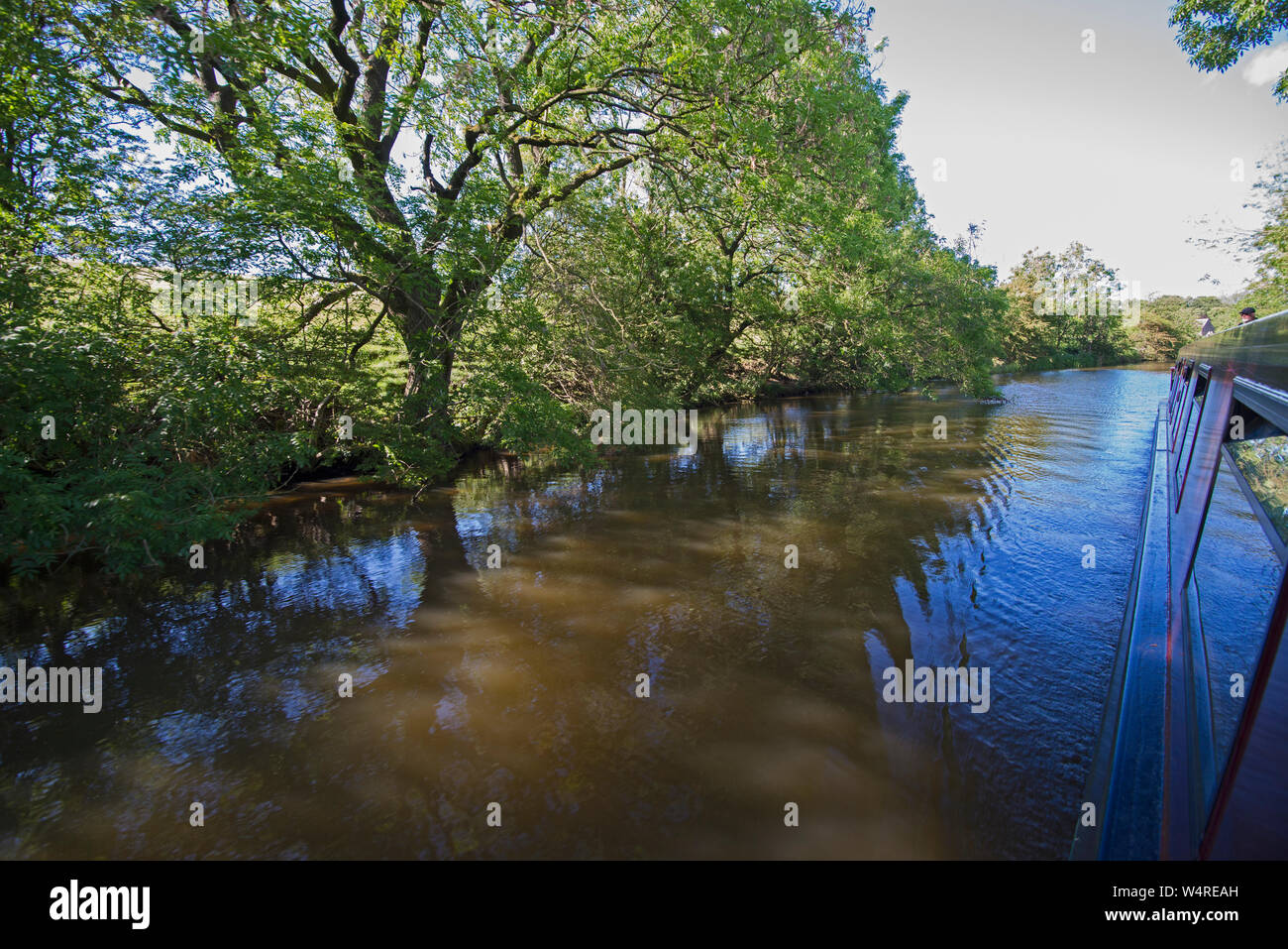 English canal holiday hi-res stock photography and images - Alamy
