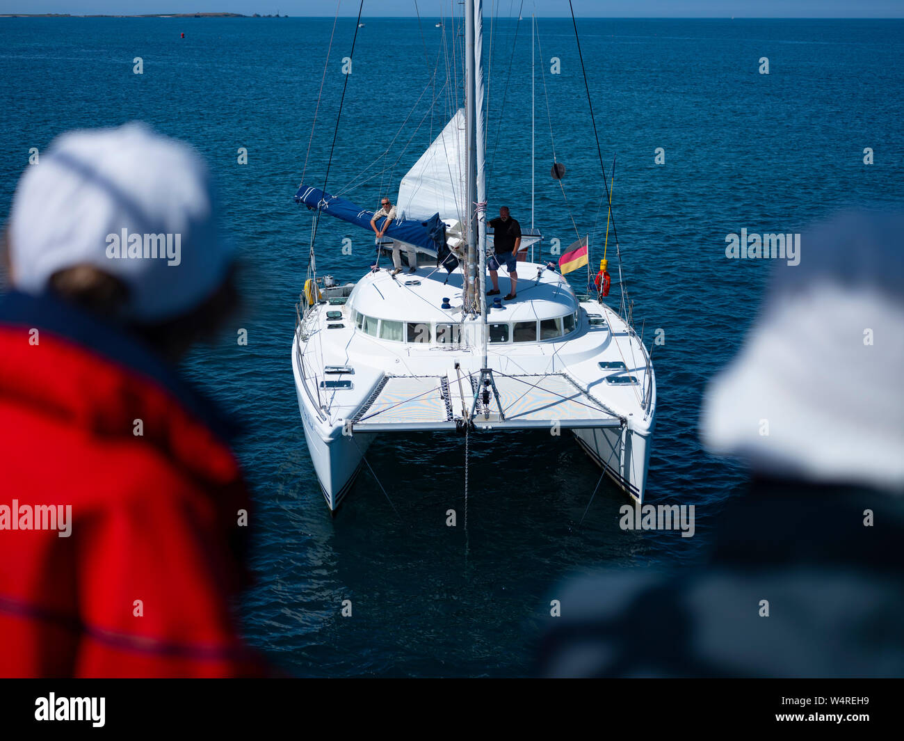 Couple watching boats hi-res stock photography and images - Alamy