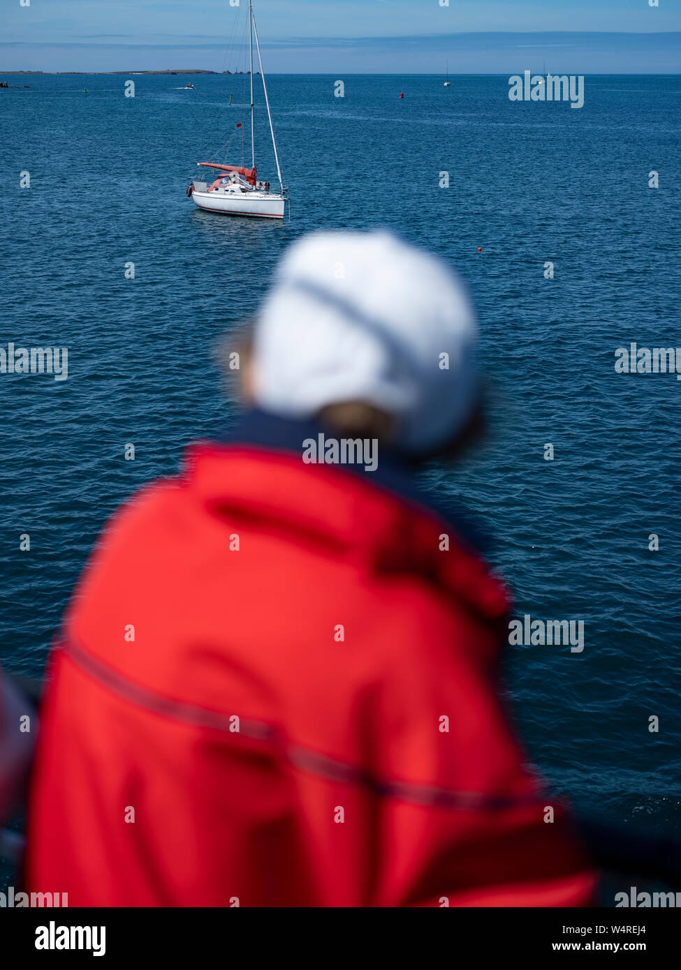 Couple watching boats hi-res stock photography and images - Alamy