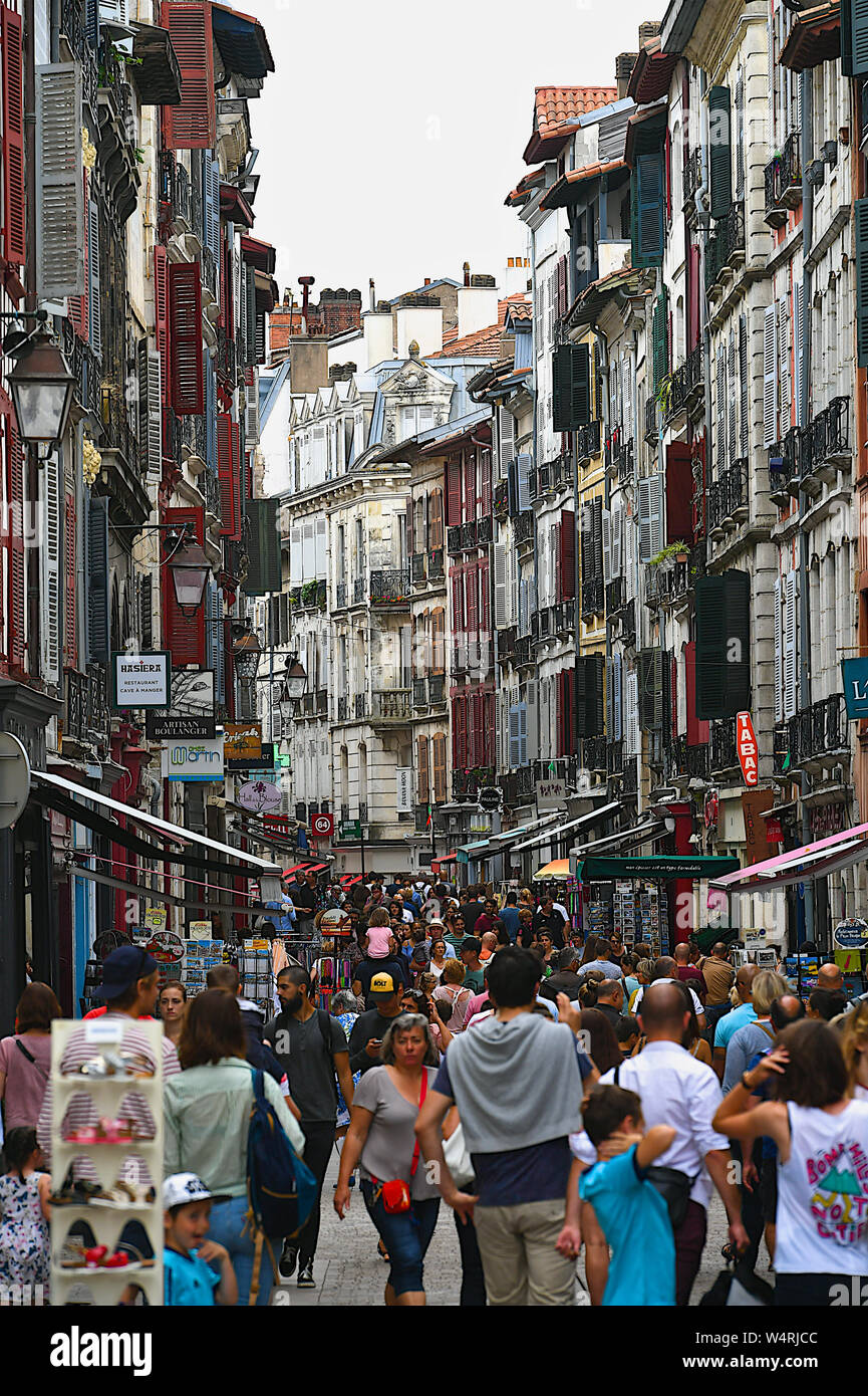 Basque people france hi-res stock photography and images - Alamy