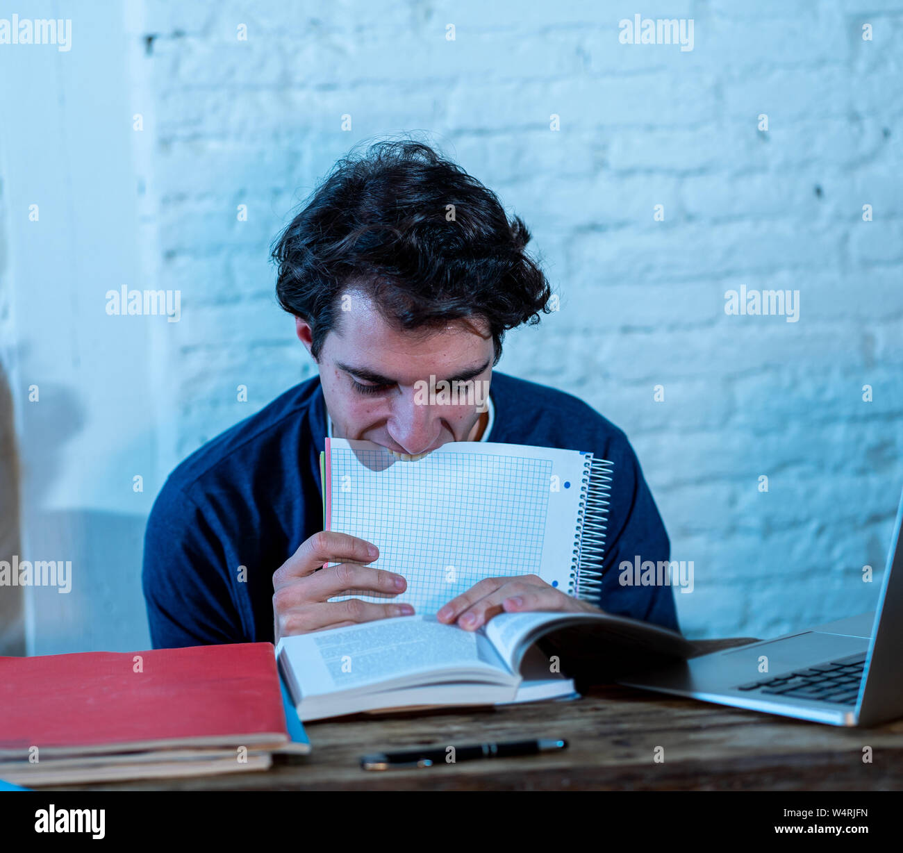 Worried student test hi-res stock photography and images - Alamy