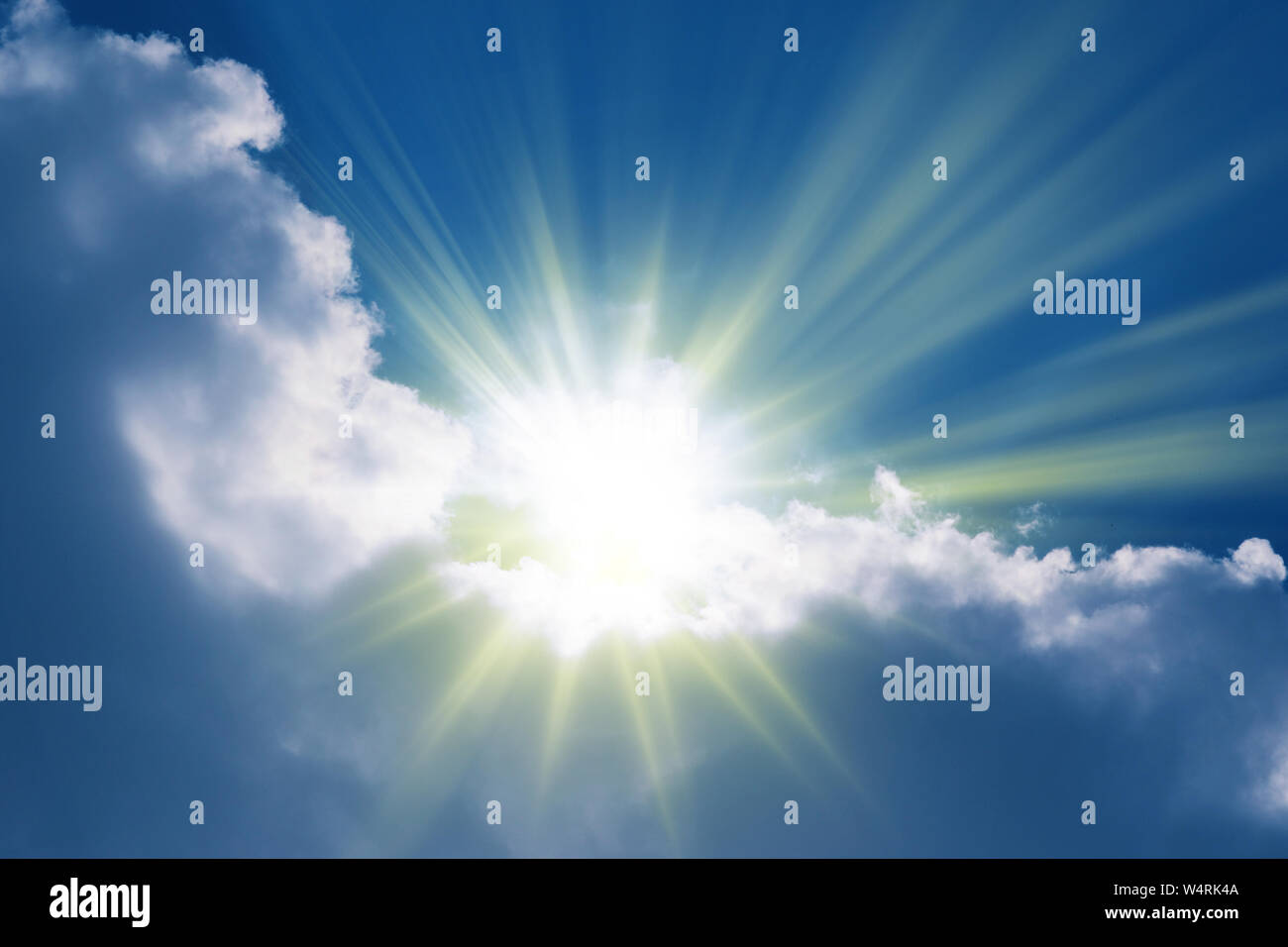 Sun rays solar rays hi-res stock photography and images - Alamy