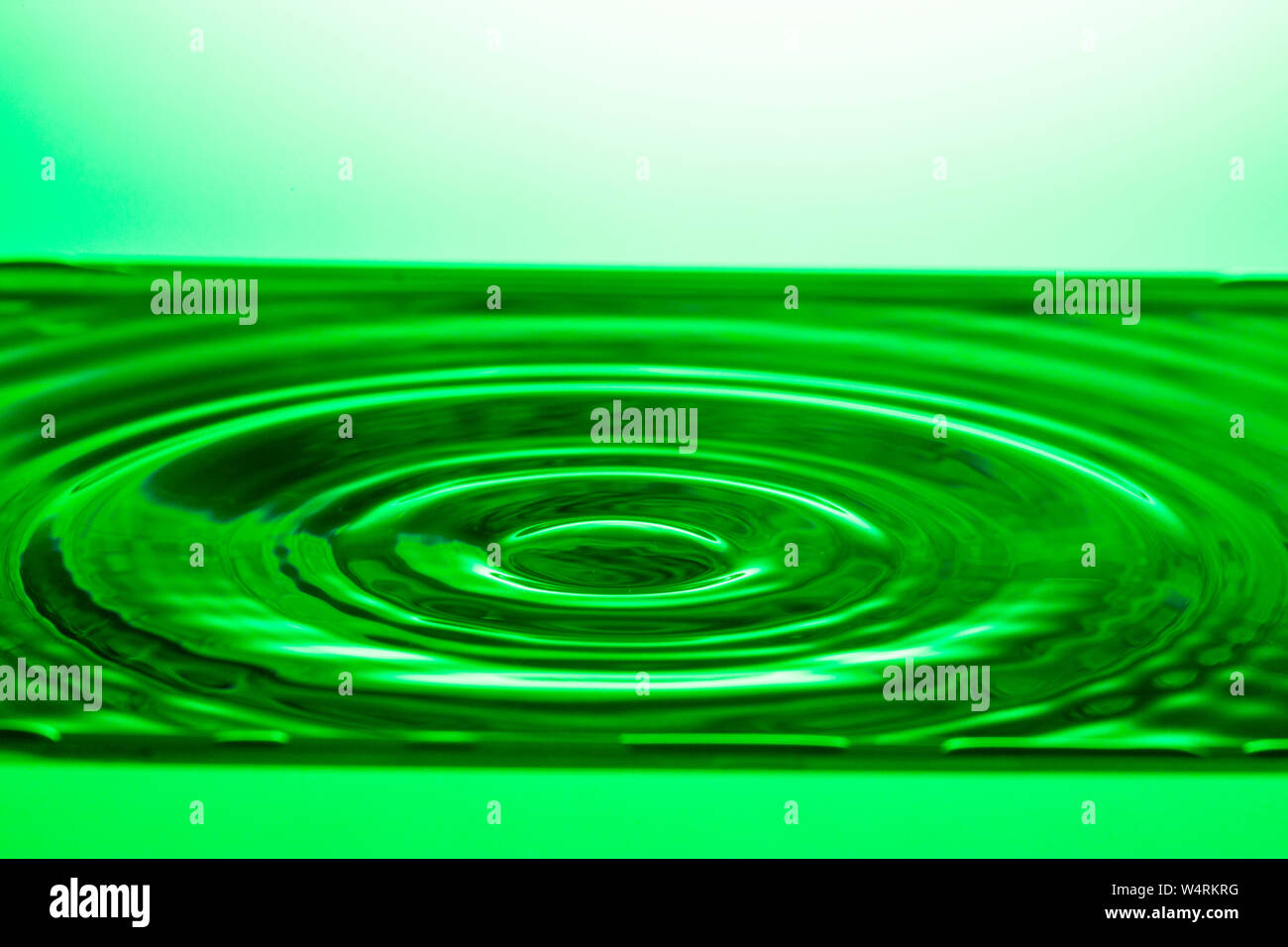 Concentric ripples in water Stock Photo - Alamy