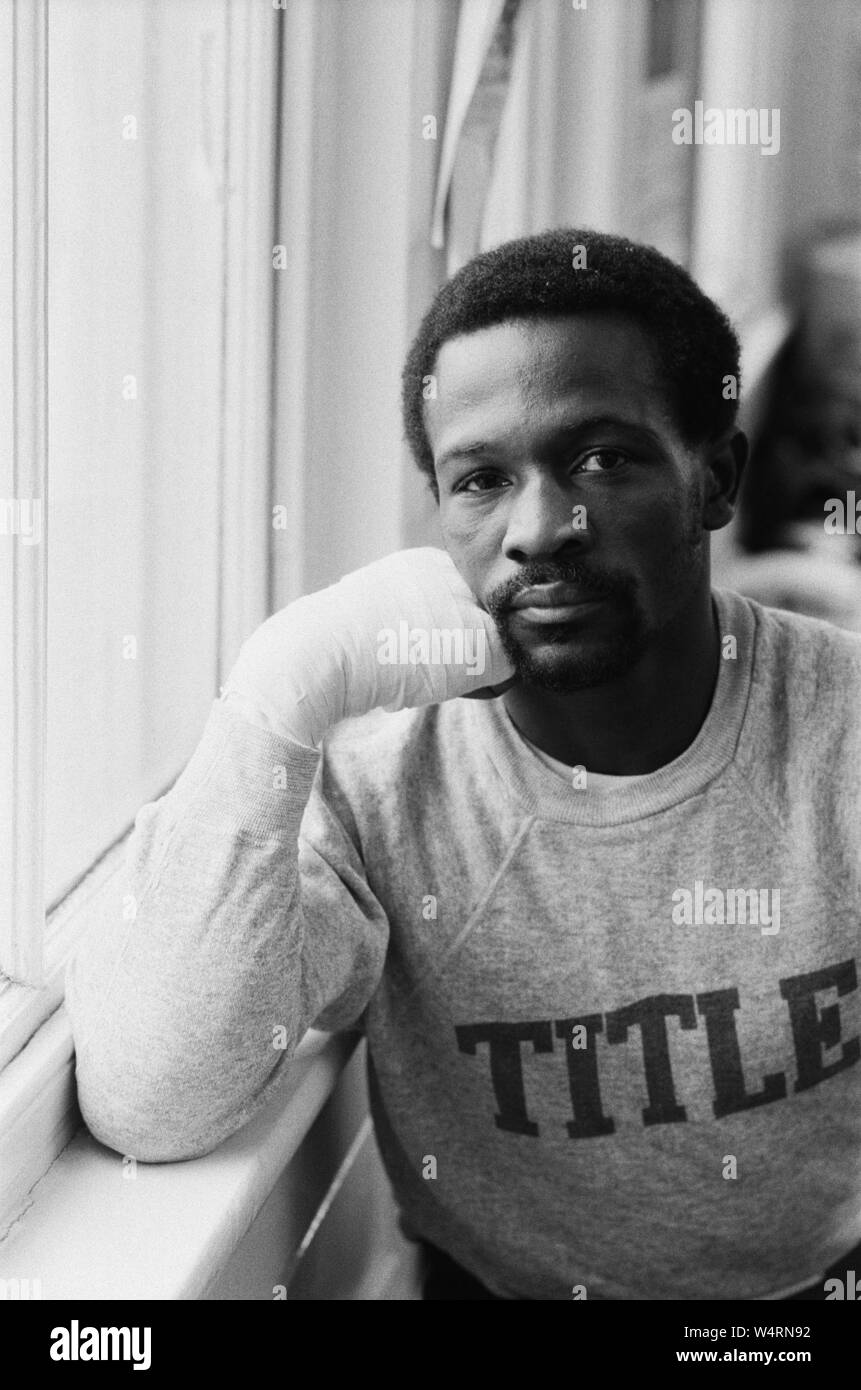 Boxing gym 1980s hi-res stock photography and images - Alamy