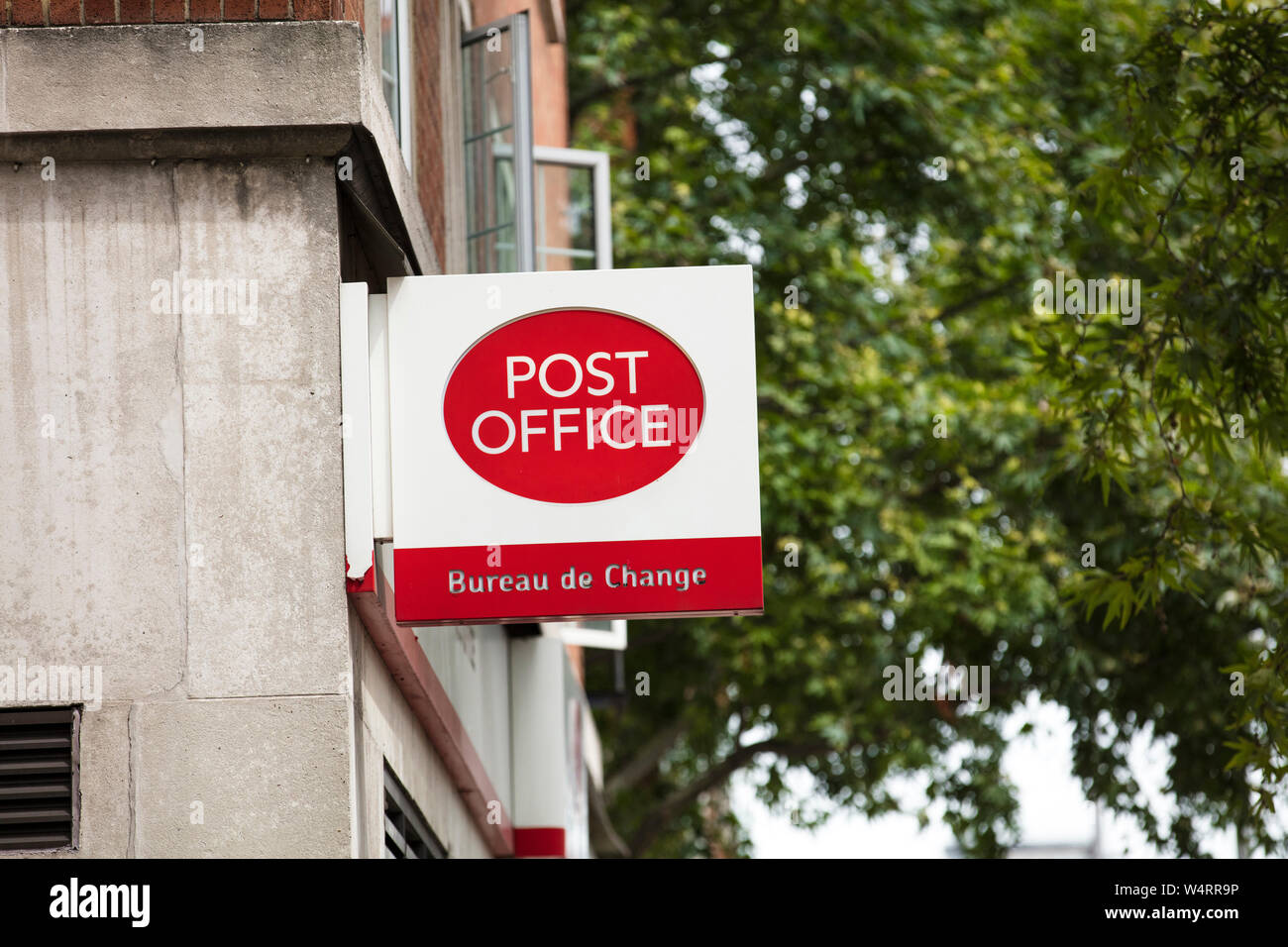 Shop signs logos post office hi-res stock photography and images - Alamy