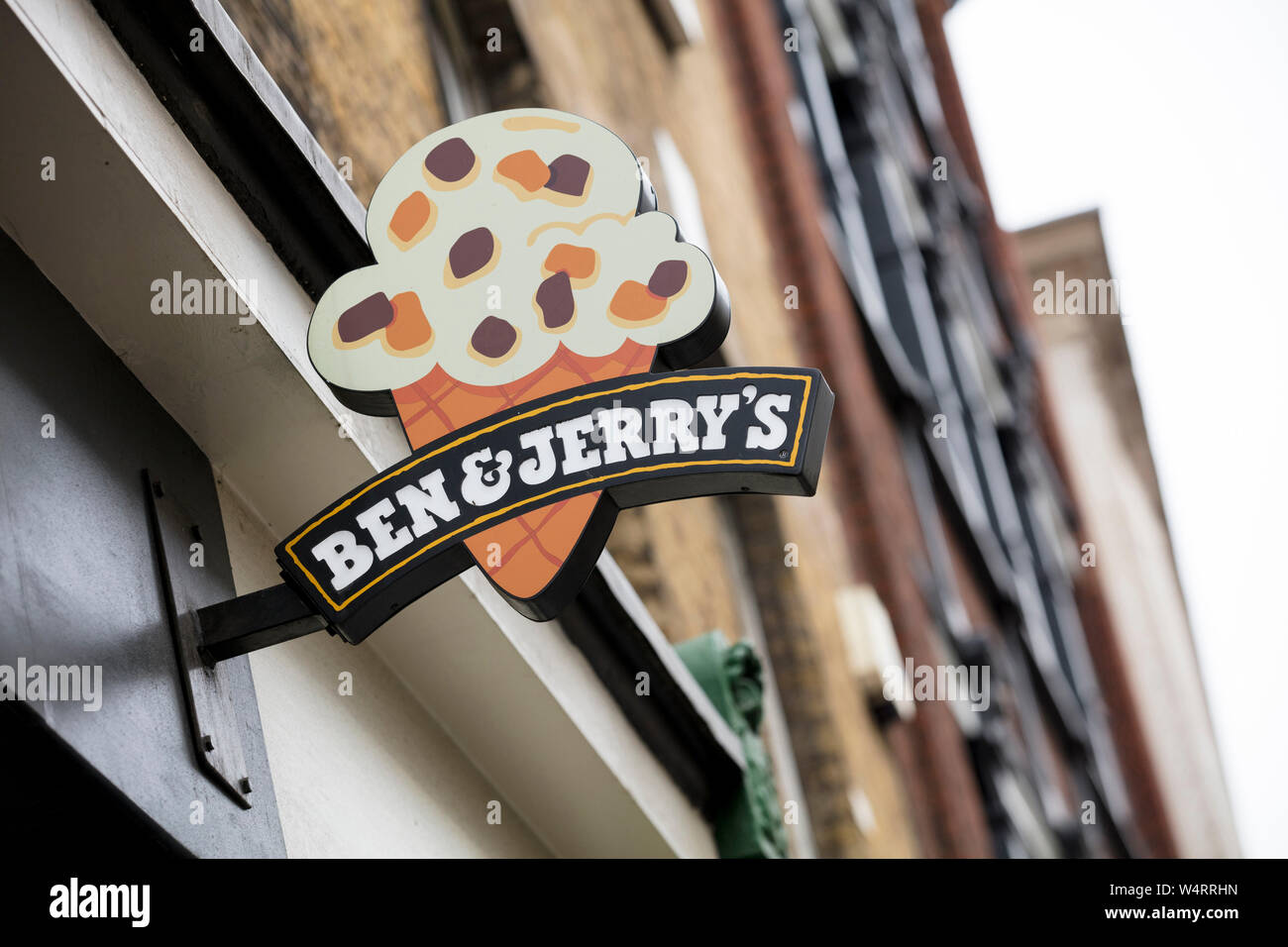 Ben and jerry's logo hi-res stock photography and images - Alamy