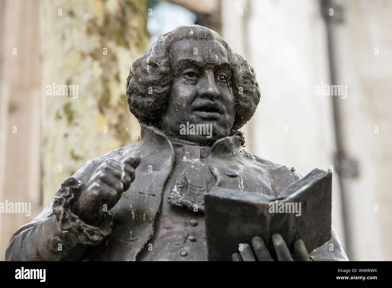 London, United Kingdom, 17th July 2019, Statue of Dr Samuel Johnson on ...