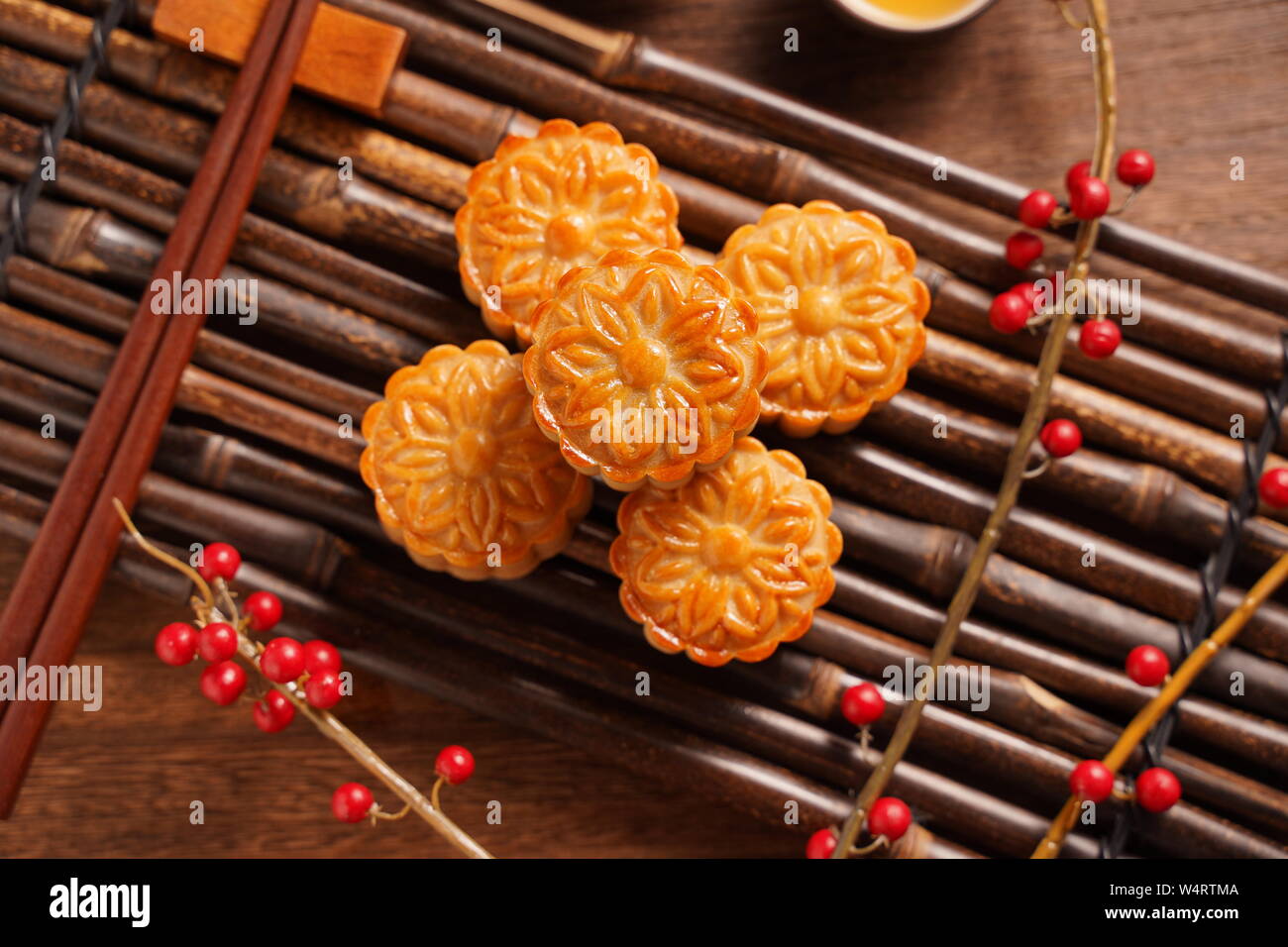 Moon cake Mooncake table setting - Chinese traditional pastry with tea ...
