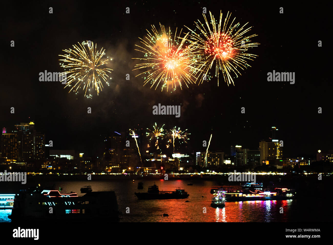 Pattaya Thailand. International fireworks show festival. Beautiful ...