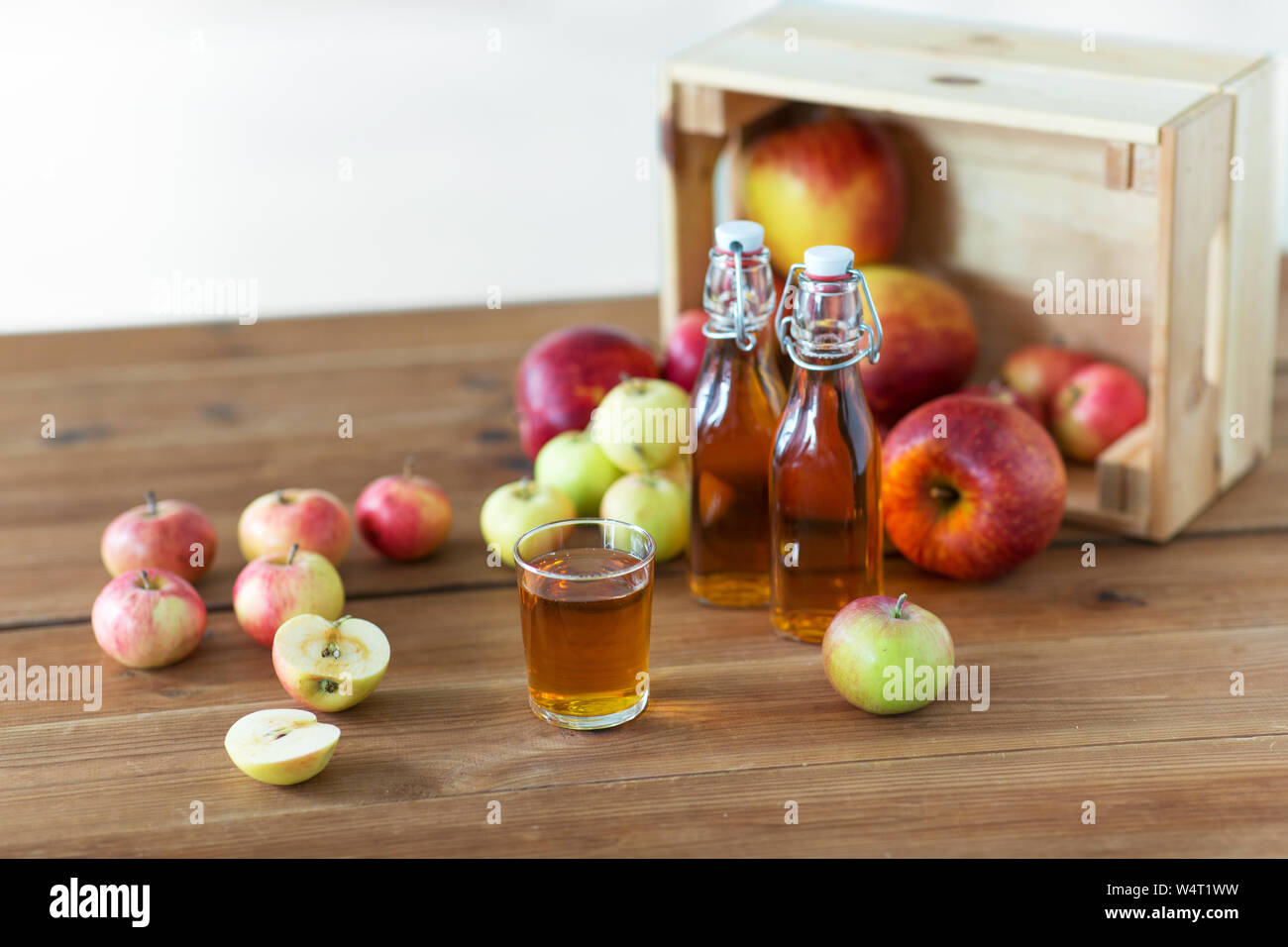 Bottles cider apple juice on hi-res stock photography and images - Alamy