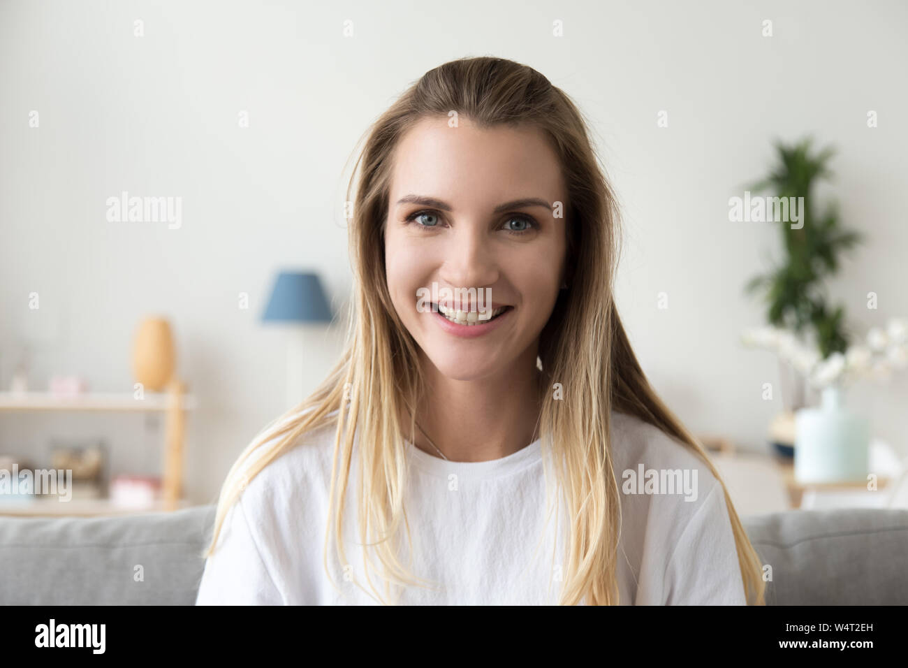 Camera connection computer hi-res stock photography and images - Alamy