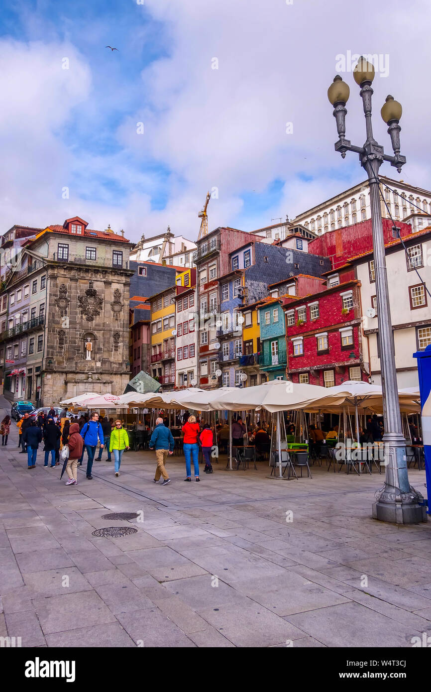 Old town with ribeira hi-res stock photography and images - Alamy