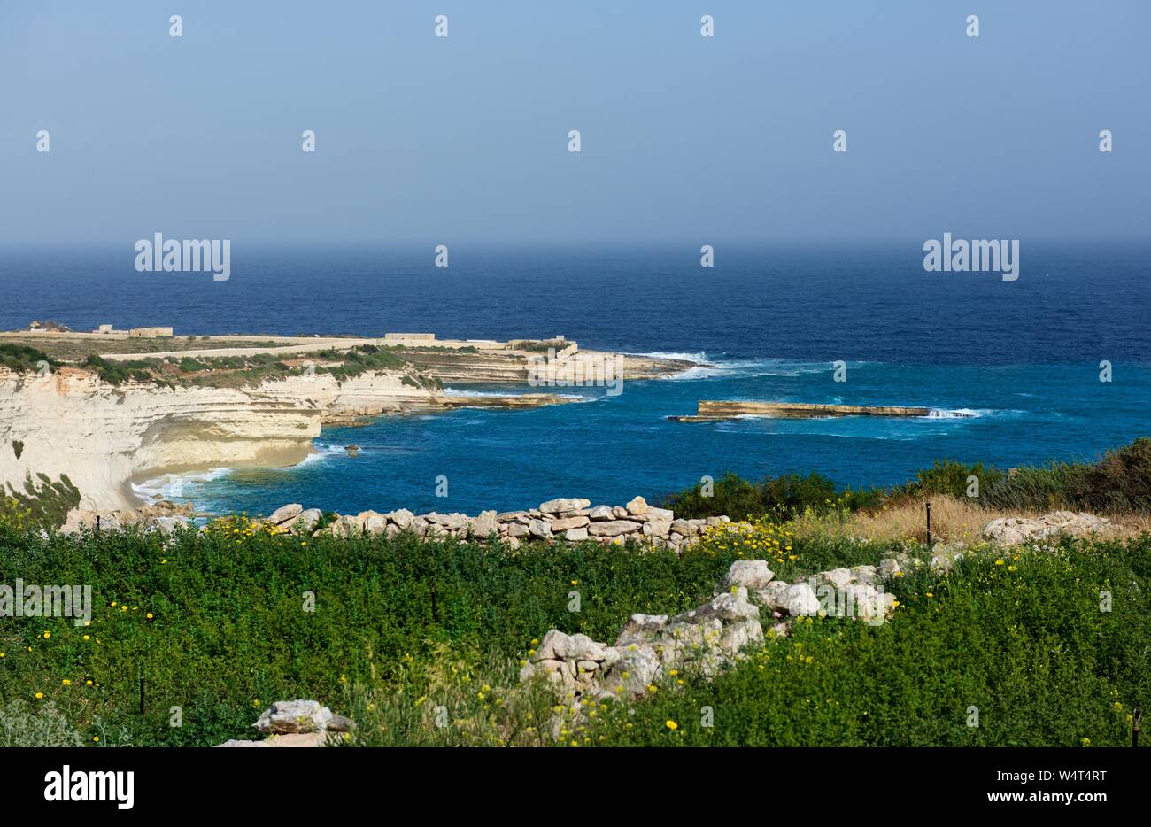 Beach scene maltese islands hi-res stock photography and images - Alamy