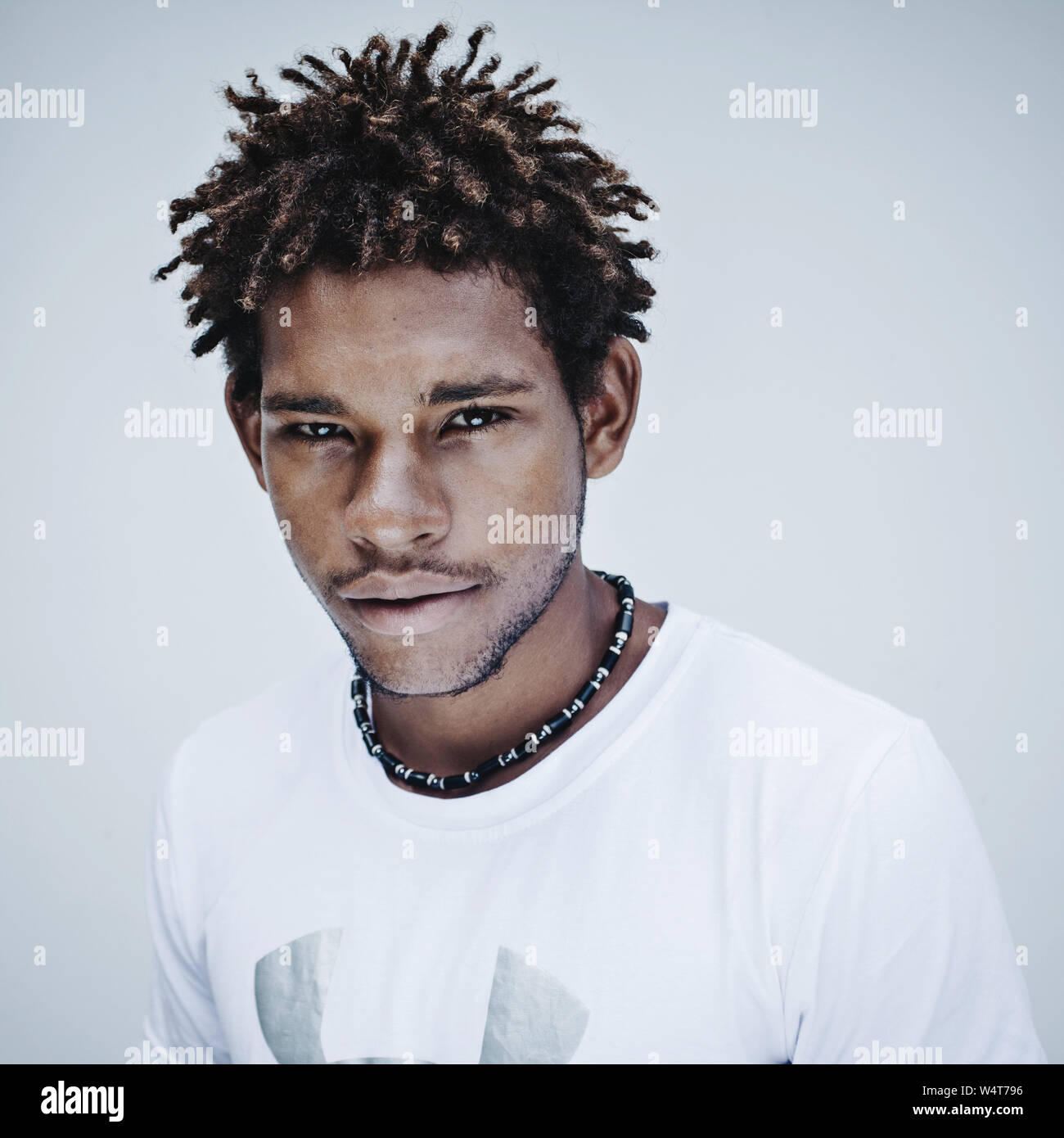 White person man dreadlocks hi-res stock photography and images - Alamy