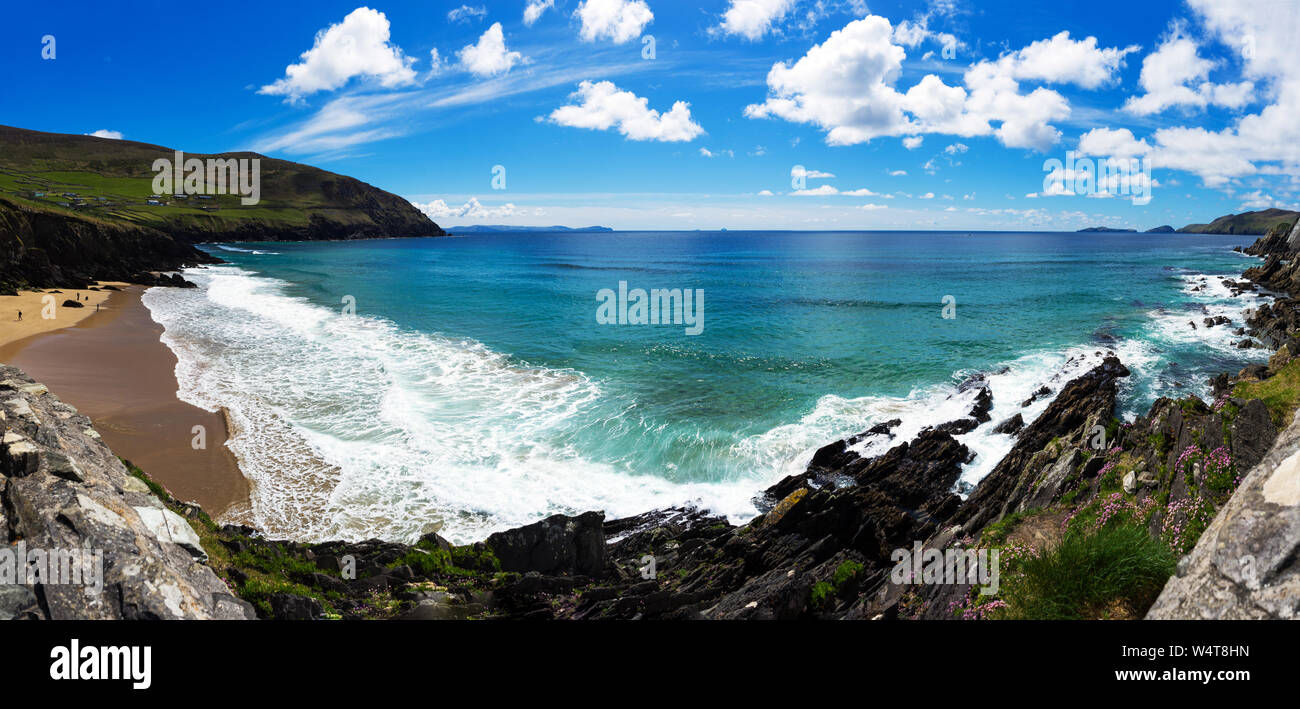 Coumeenole beach hi-res stock photography and images - Alamy