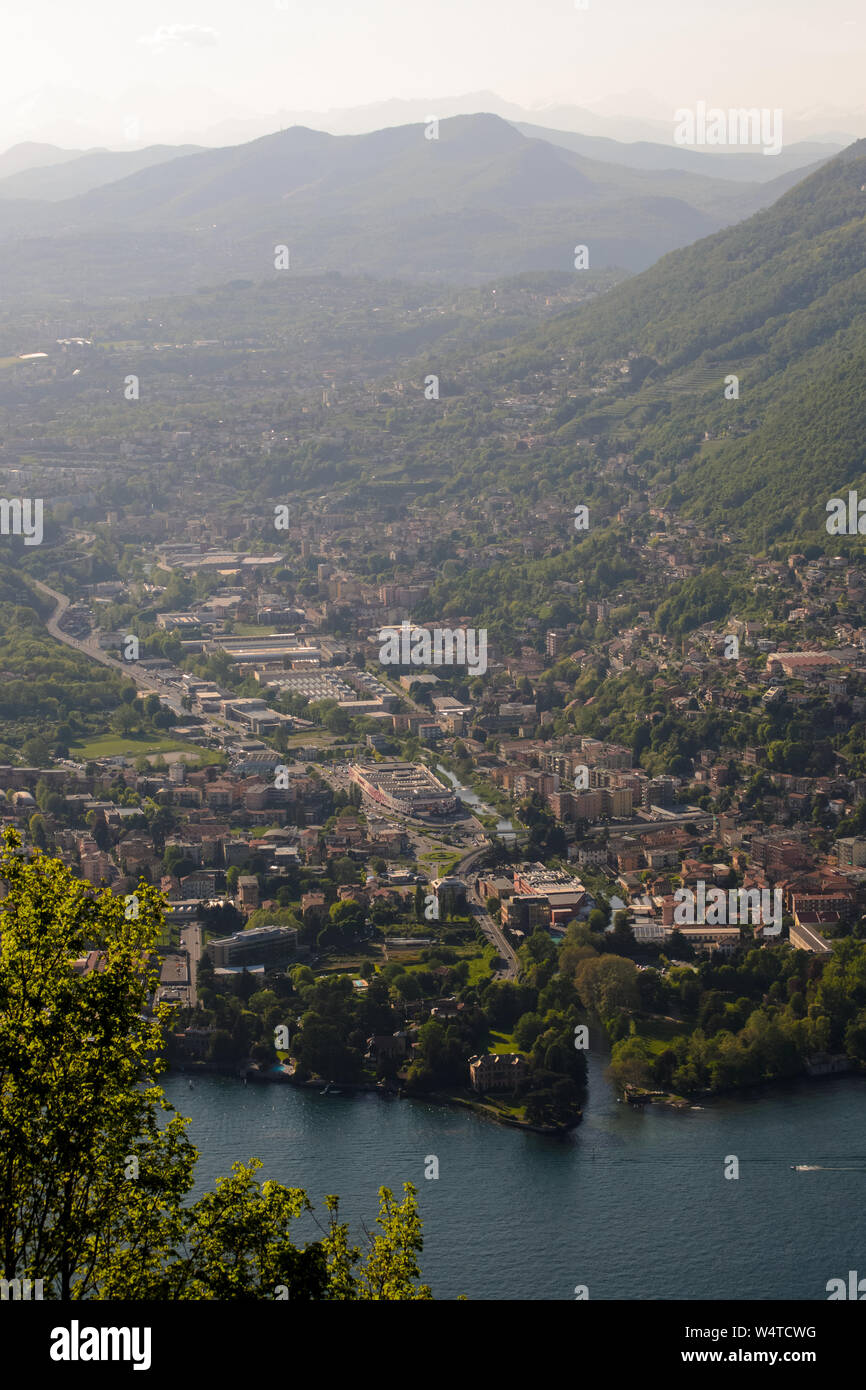 Tavernola lake como italy hi-res stock photography and images - Alamy