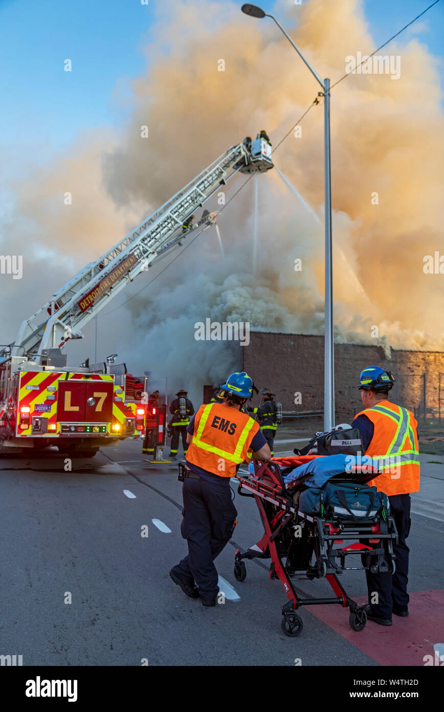 Detroit, Michigan - Emergency medical technicians stand by in case a ...