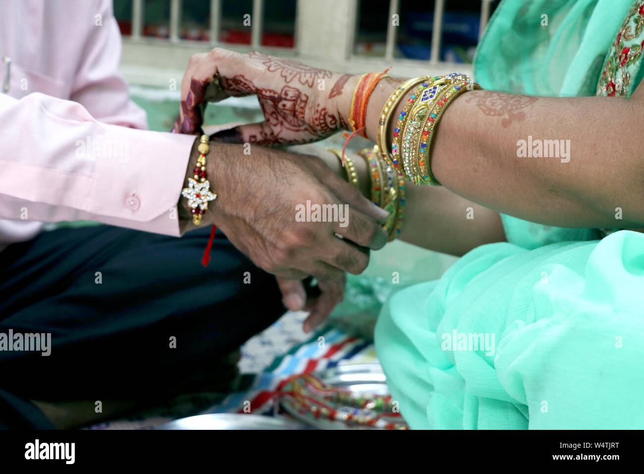 India sister brother love hi-res stock photography and images - Alamy