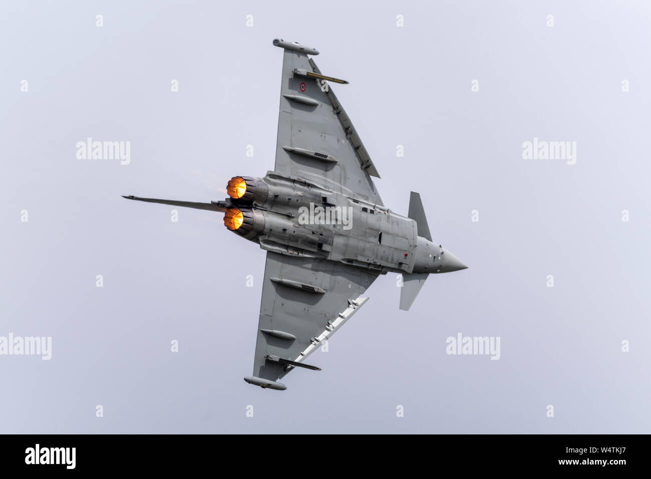 Eurofighter typhoon jet fighter hi-res stock photography and images - Alamy