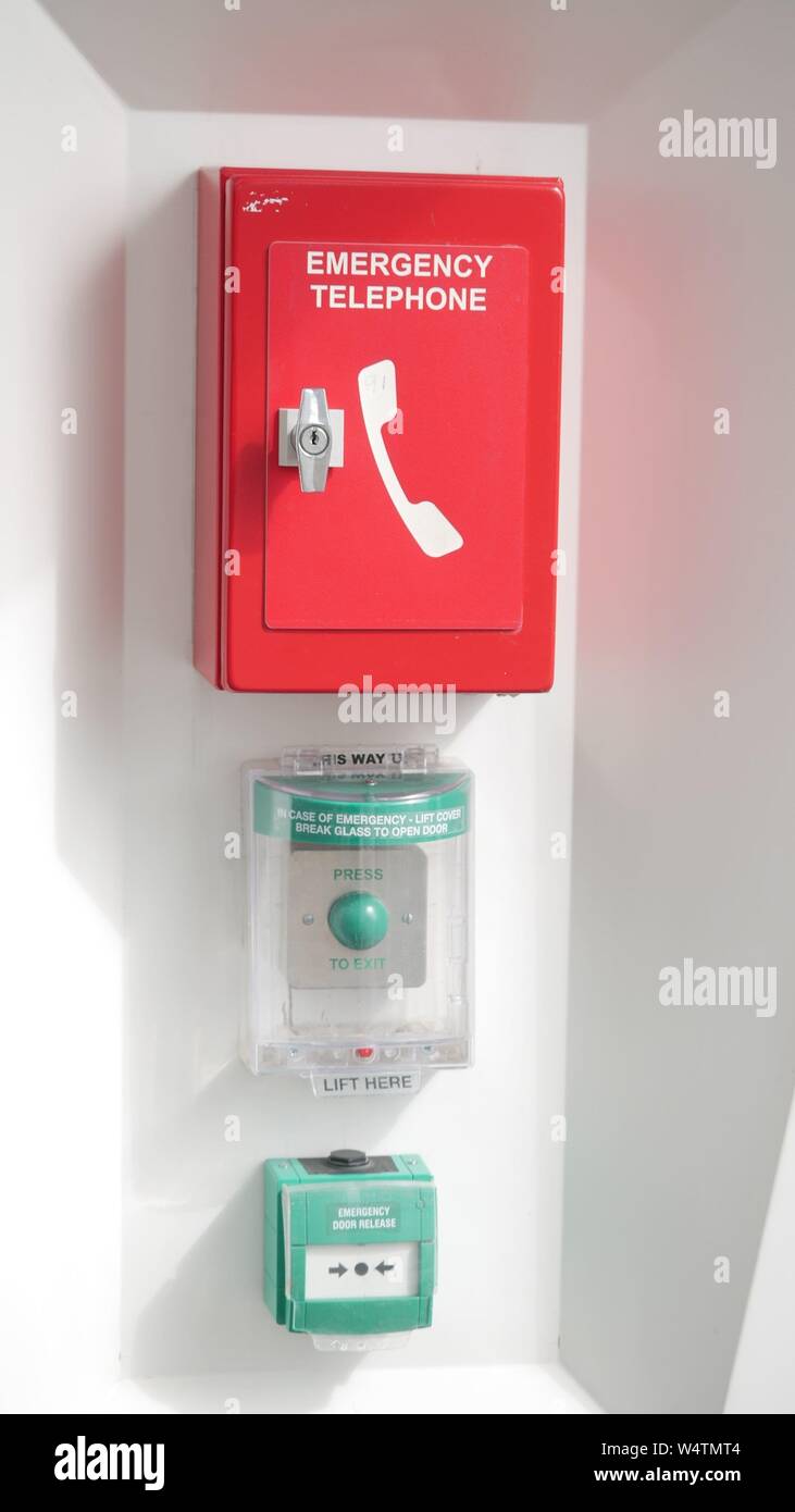Emergency telephone hi-res stock photography and images - Alamy