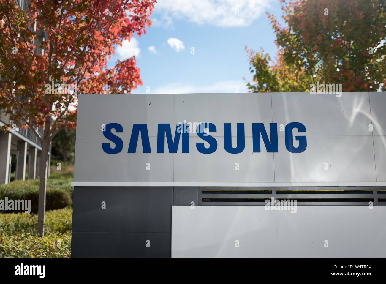 The technology logo hi-res stock photography and images - Alamy