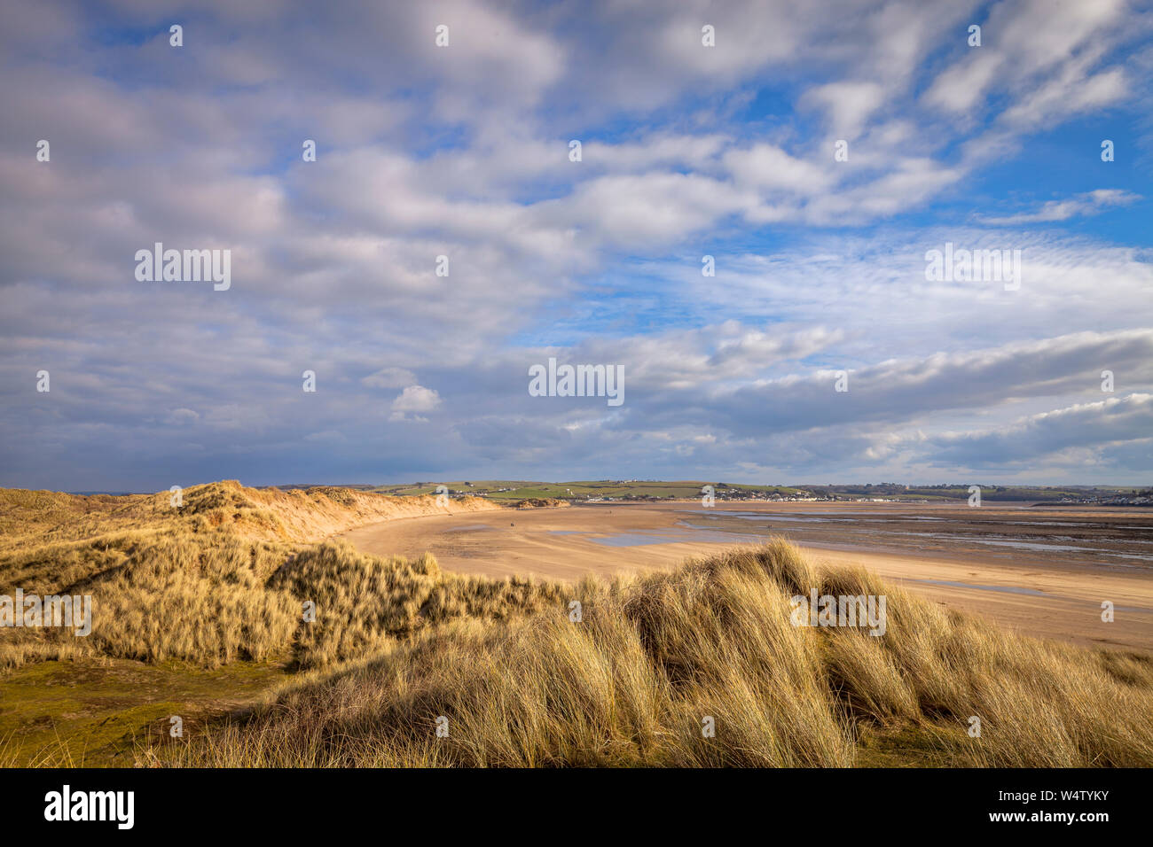 Sand dunes at crow point beach in North Devon, UK Stock Photo - Alamy