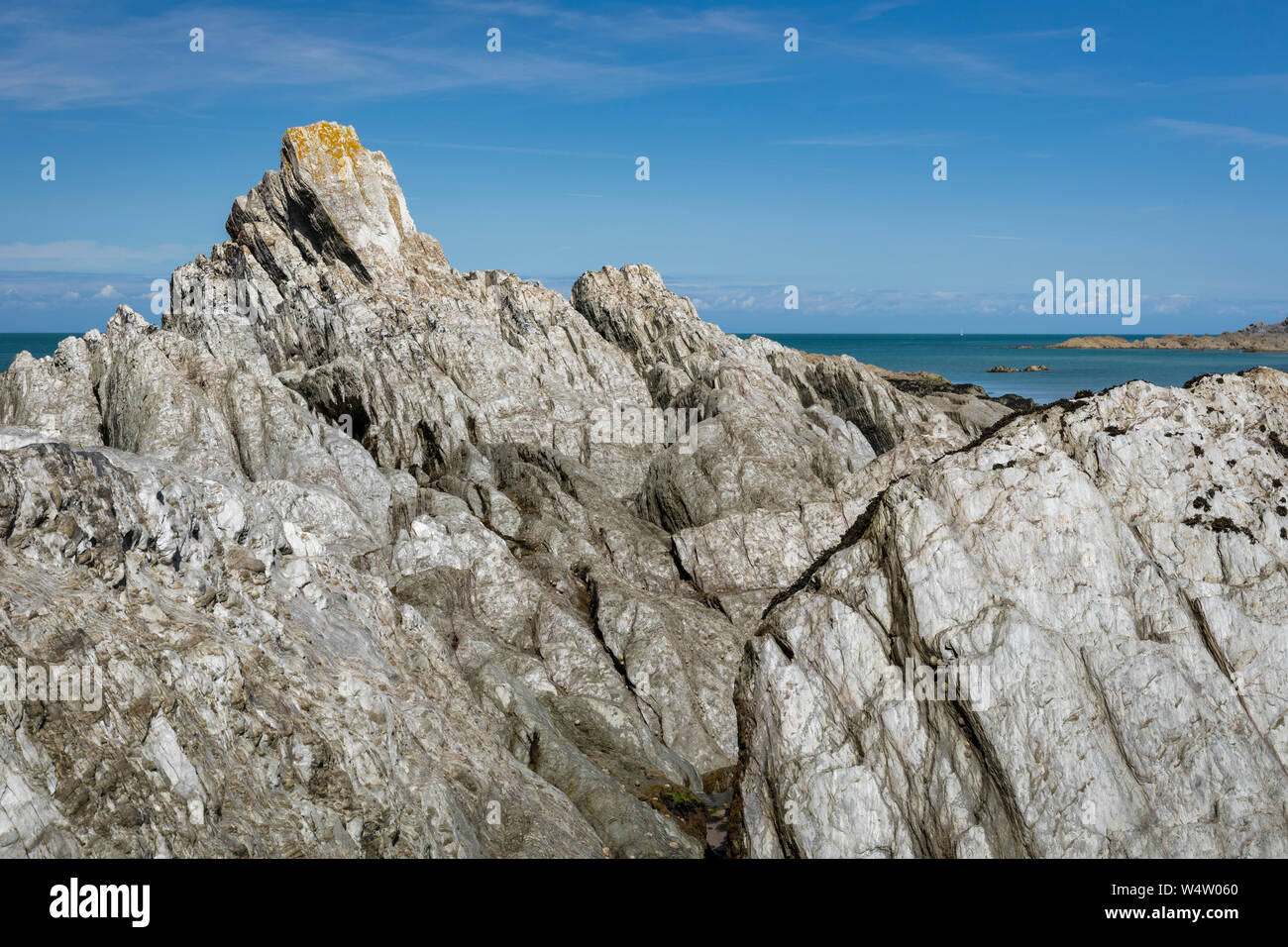 Rock formation at Lee Bay, North Devon, UK Stock Photo - Alamy
