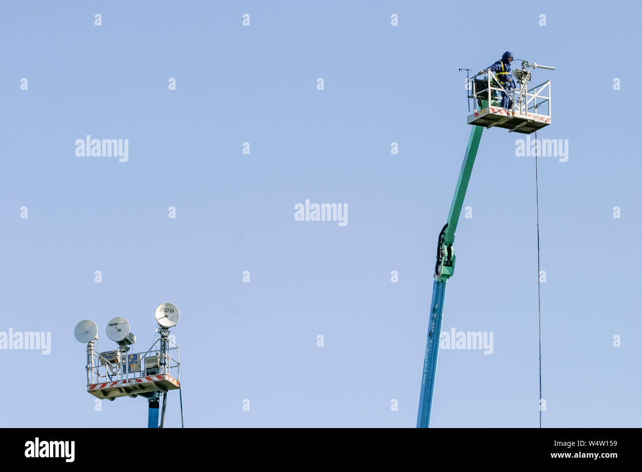 Television outside broadcast hi-res stock photography and images - Alamy