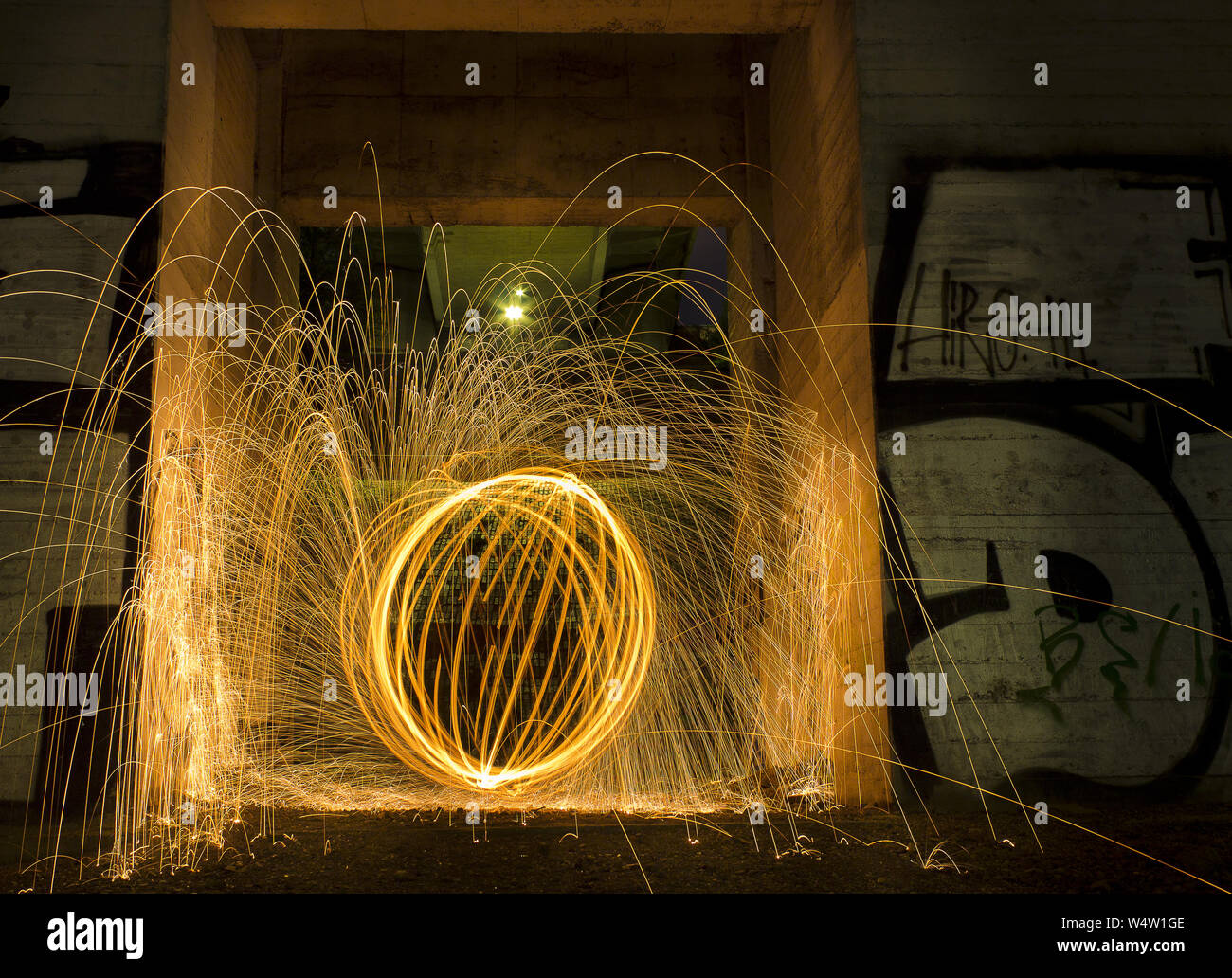 Light painting / light drawing with fire and steel wool Stock Photo - Alamy