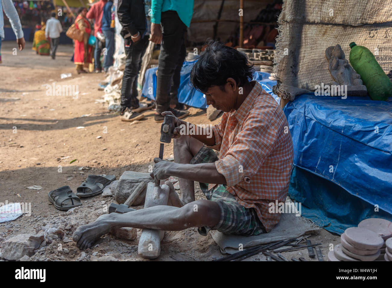 Tribes of bengal art hi-res stock photography and images - Alamy