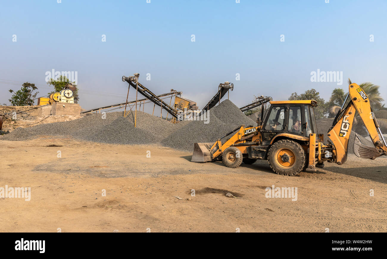 Industrial extraction of stone machine working in the stone mine with ...