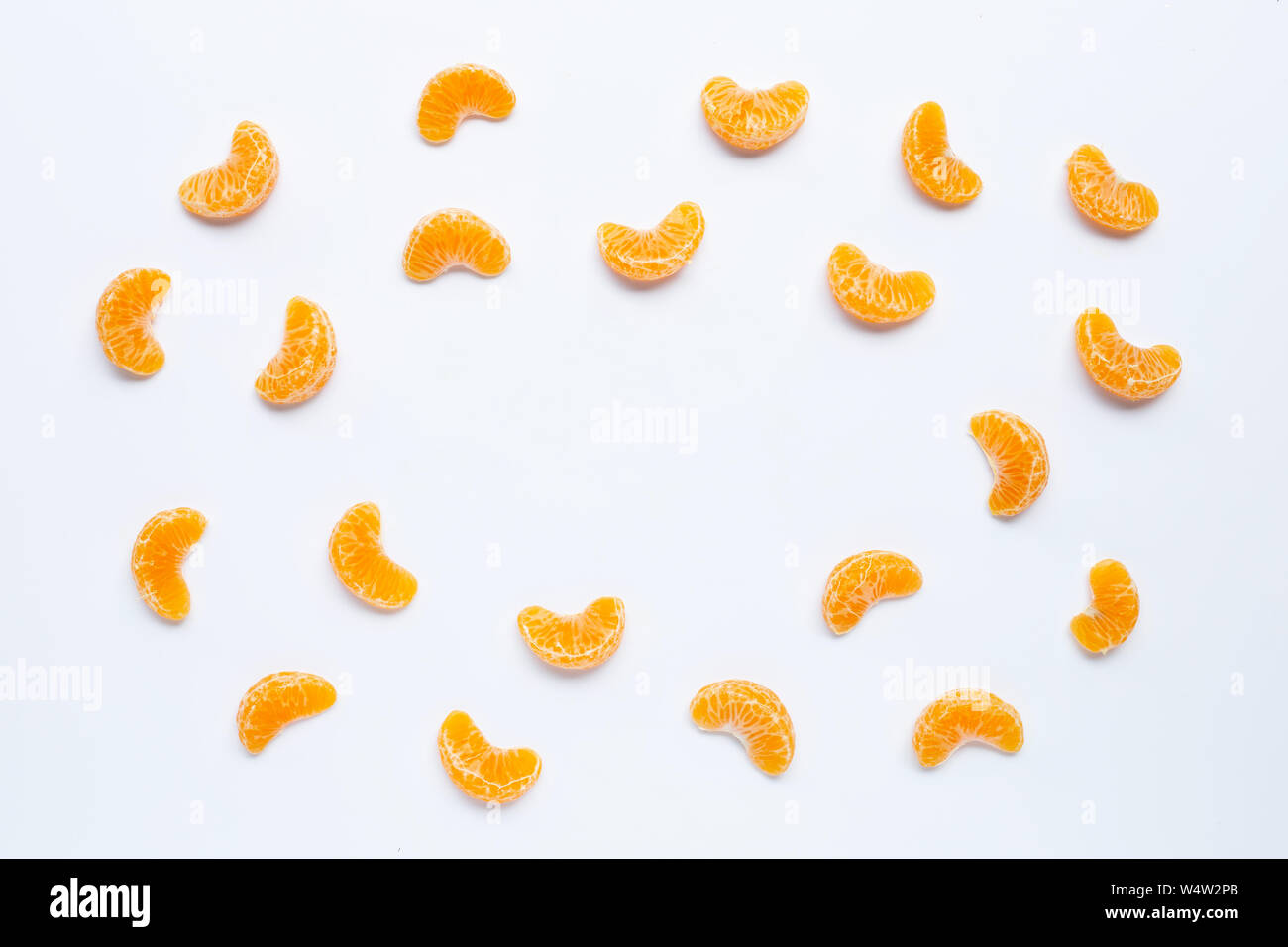 Frame made of mandarin segments, Fresh orange isolated on white ...
