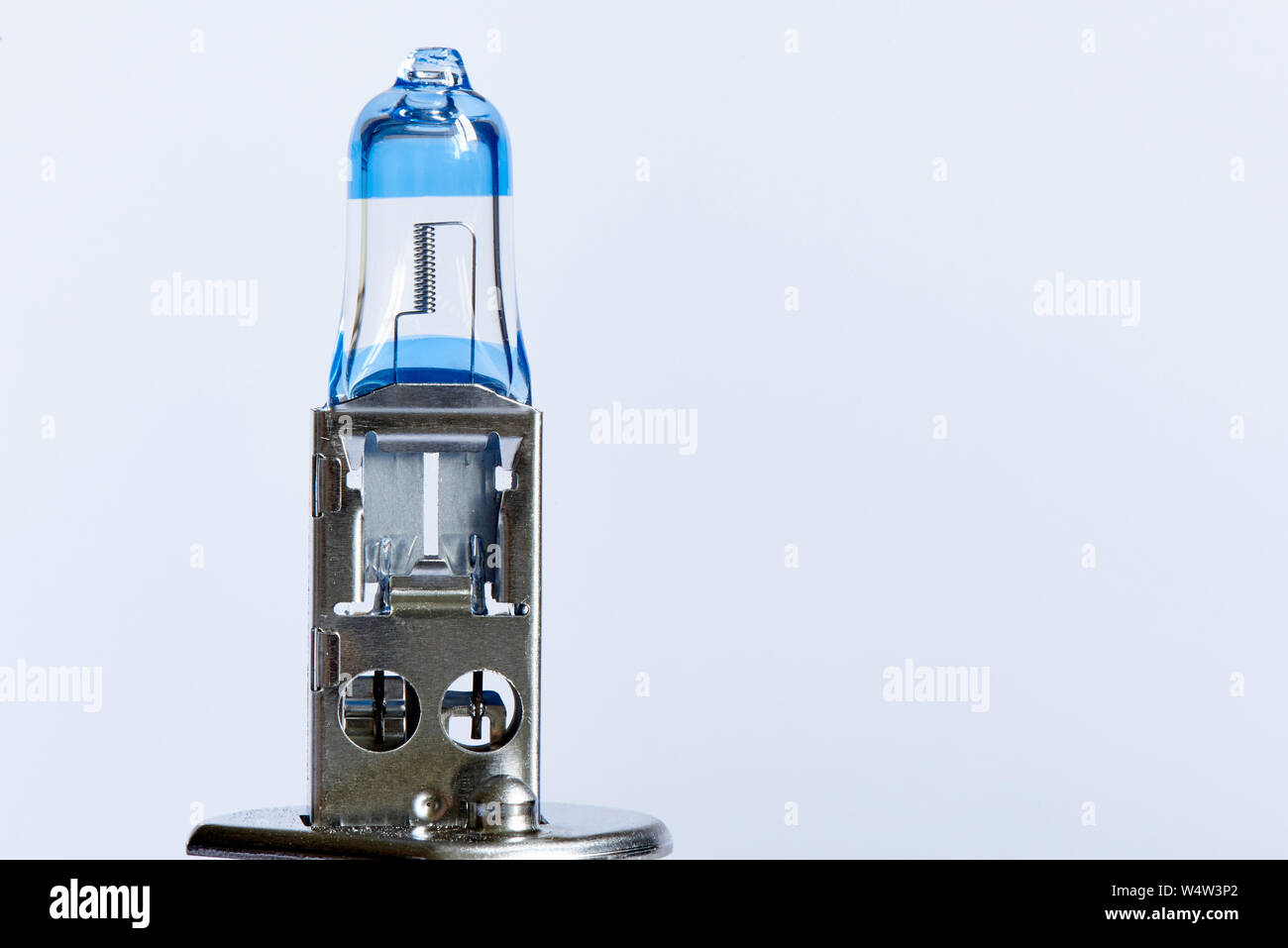 Changing a light bulb hi-res stock photography and images - Alamy