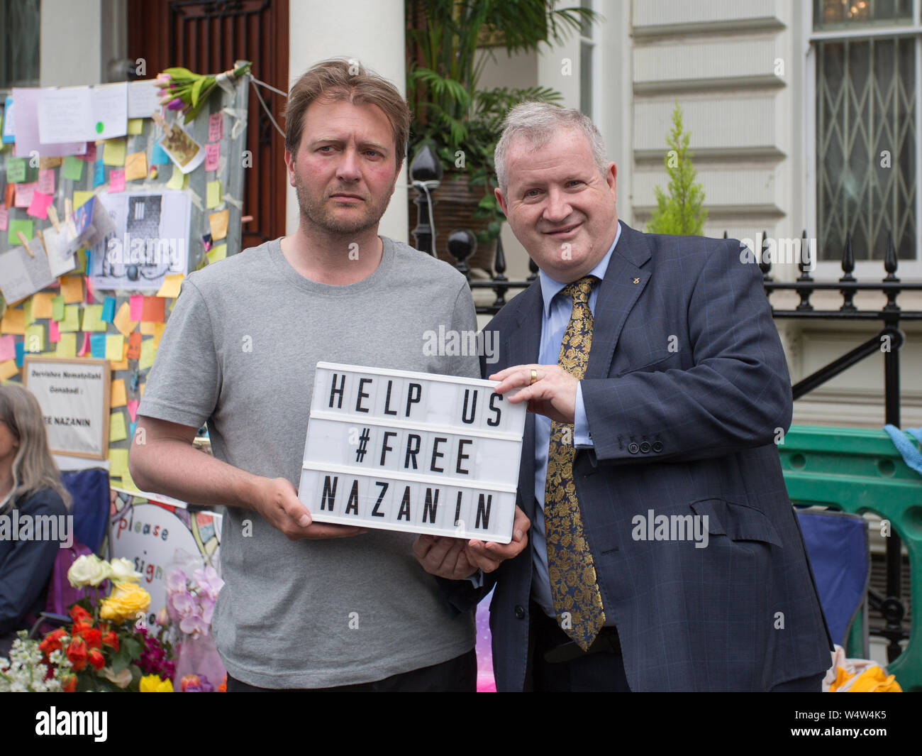 Sir desmond swayne hi-res stock photography and images - Alamy